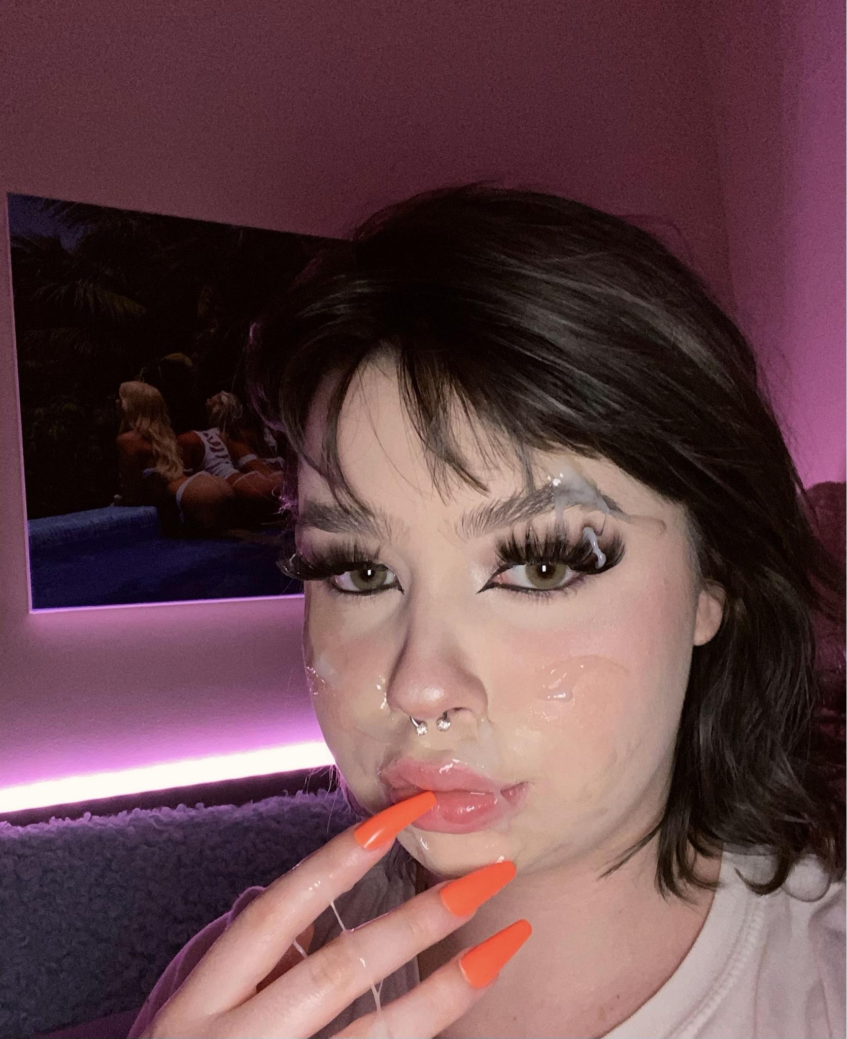 who’s cleaning me up? | Scrolller