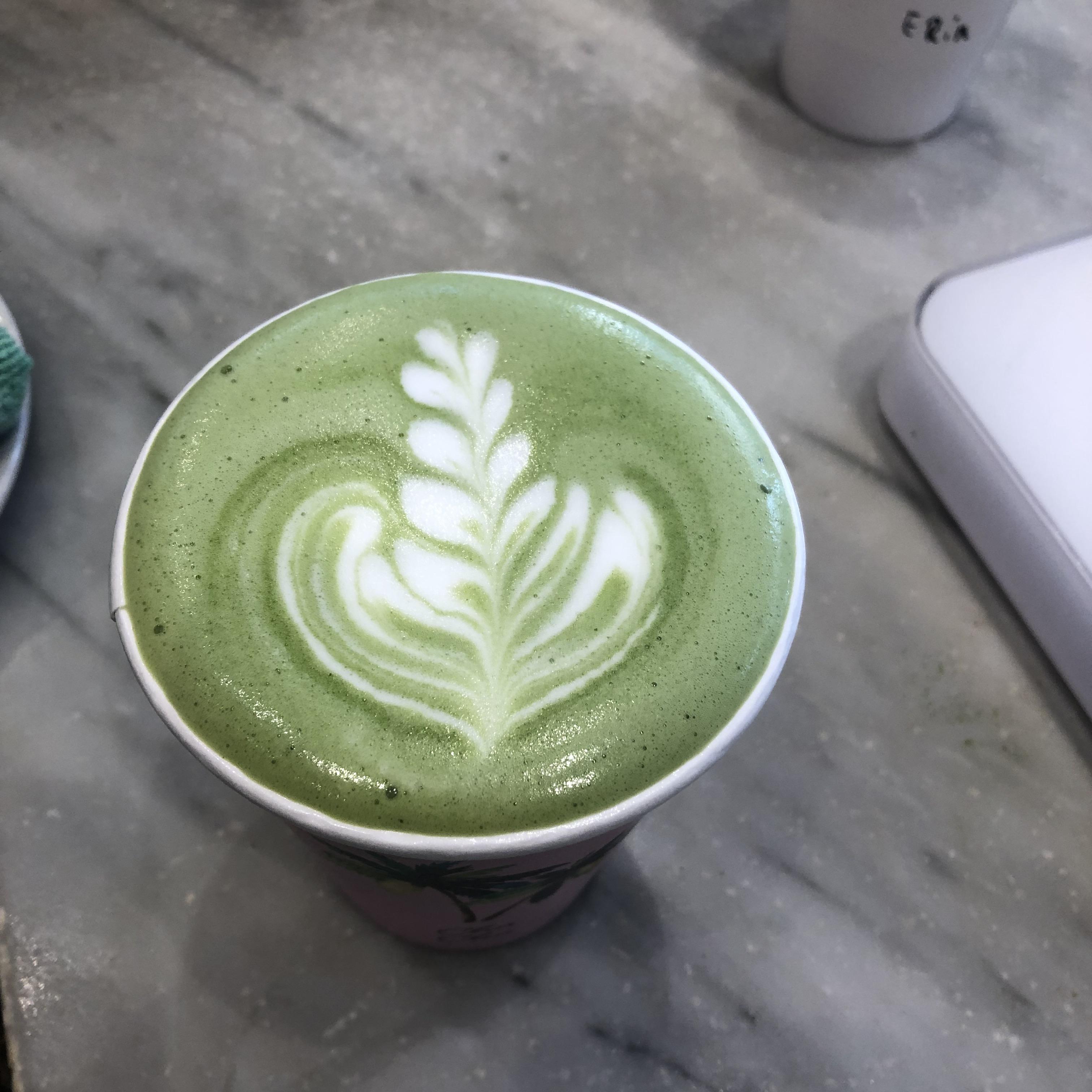 Whole milk matcha latte rosetta🤳🏾 | Scrolller