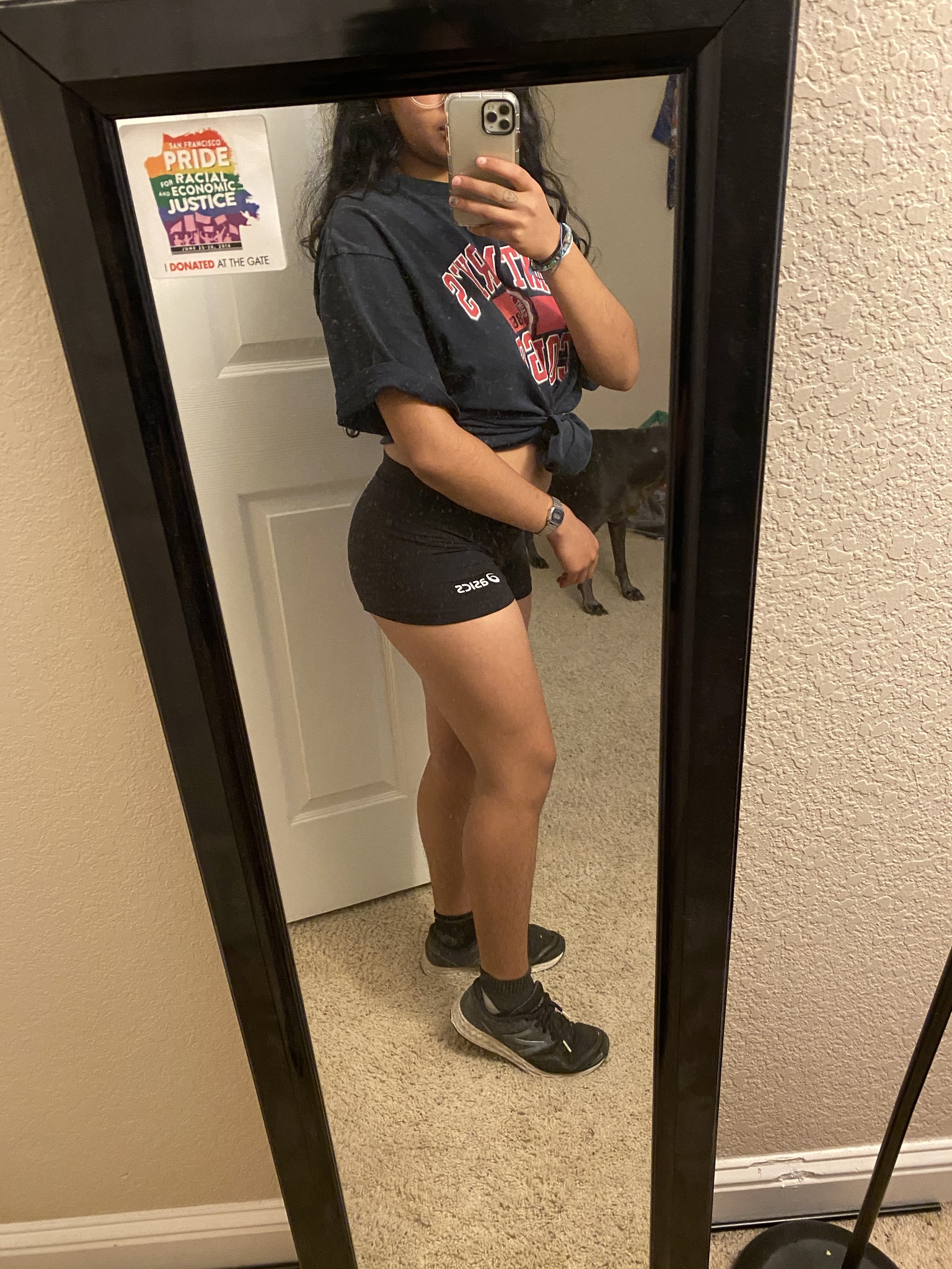 Why does Blue gotta interrupt all my thirst traps | Scrolller