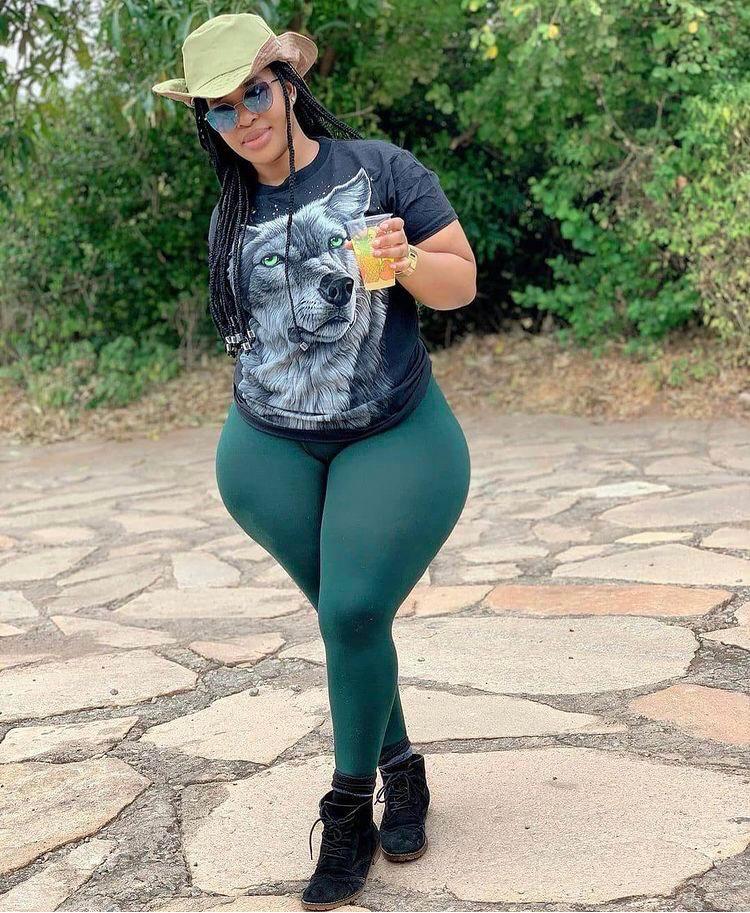 Wide hips | Scrolller