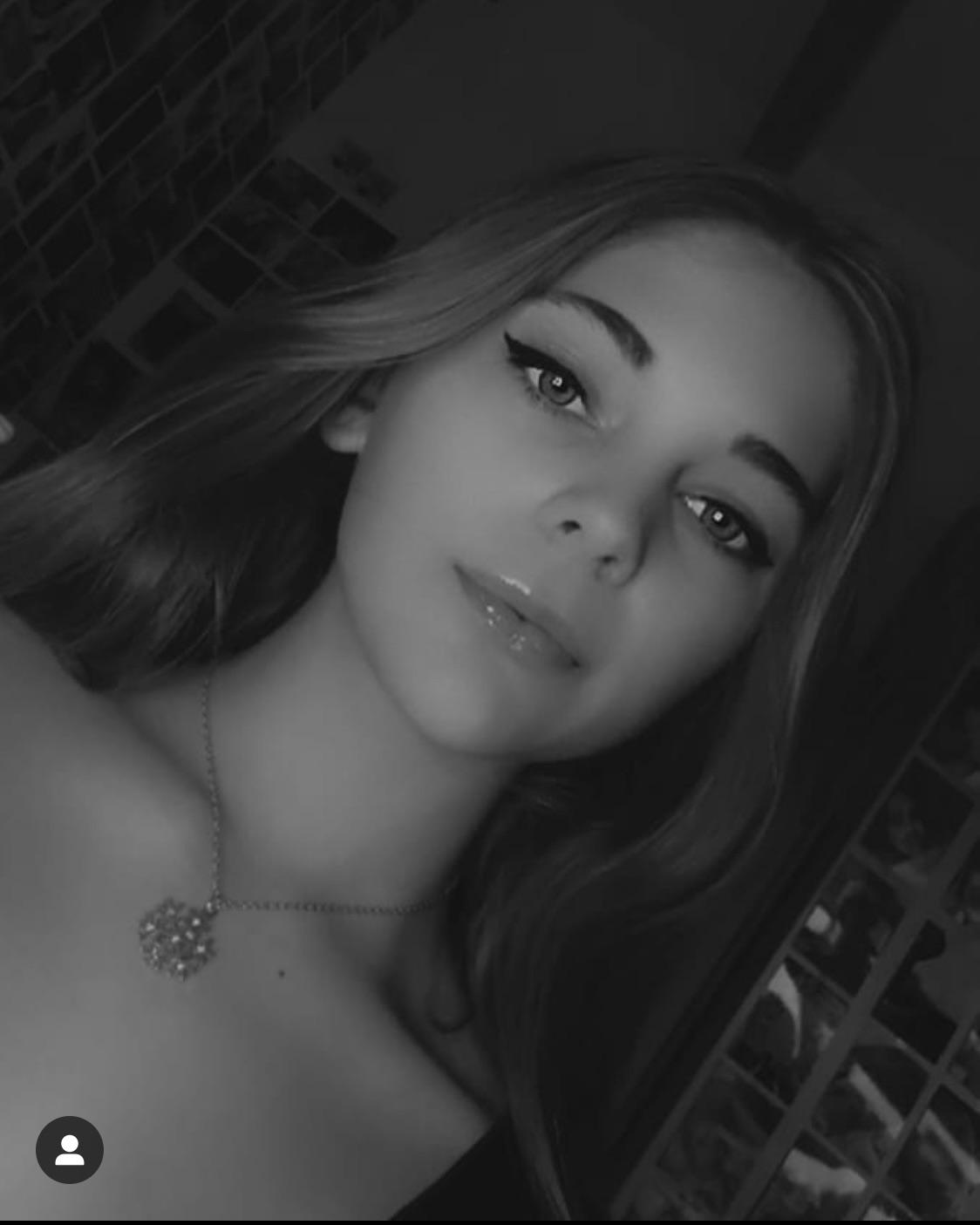 Wie findet ihr sie ? | Scrolller