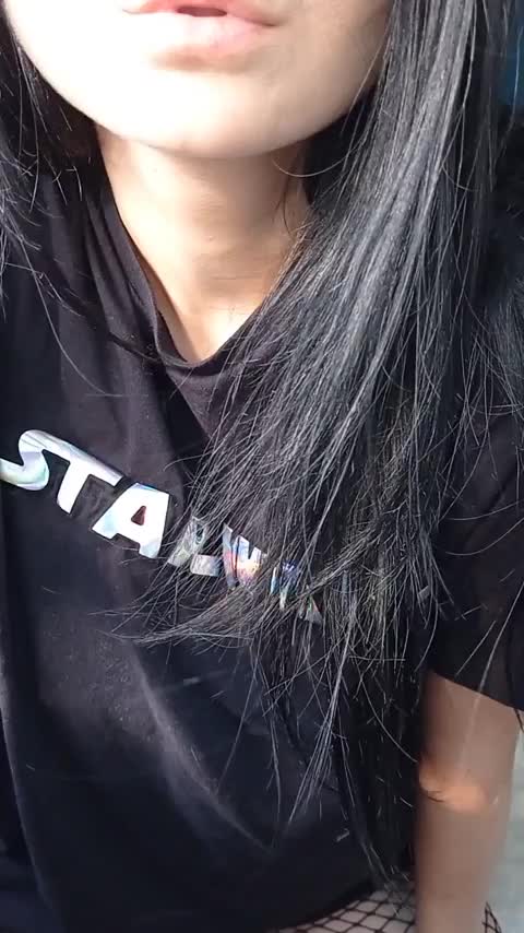 Will you put your Jedi sword between my boobs?[Drop] | Scrolller