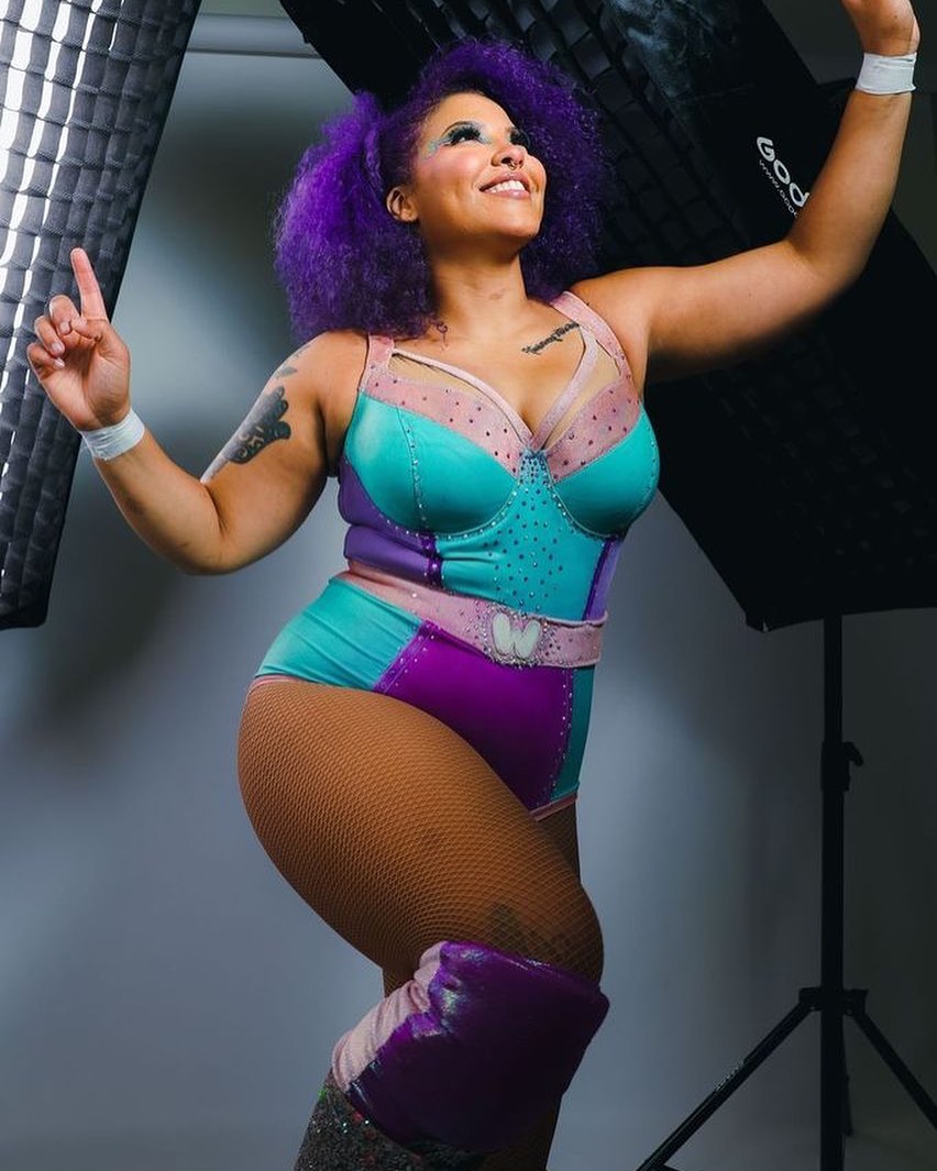 Willow Nightingale | Scrolller