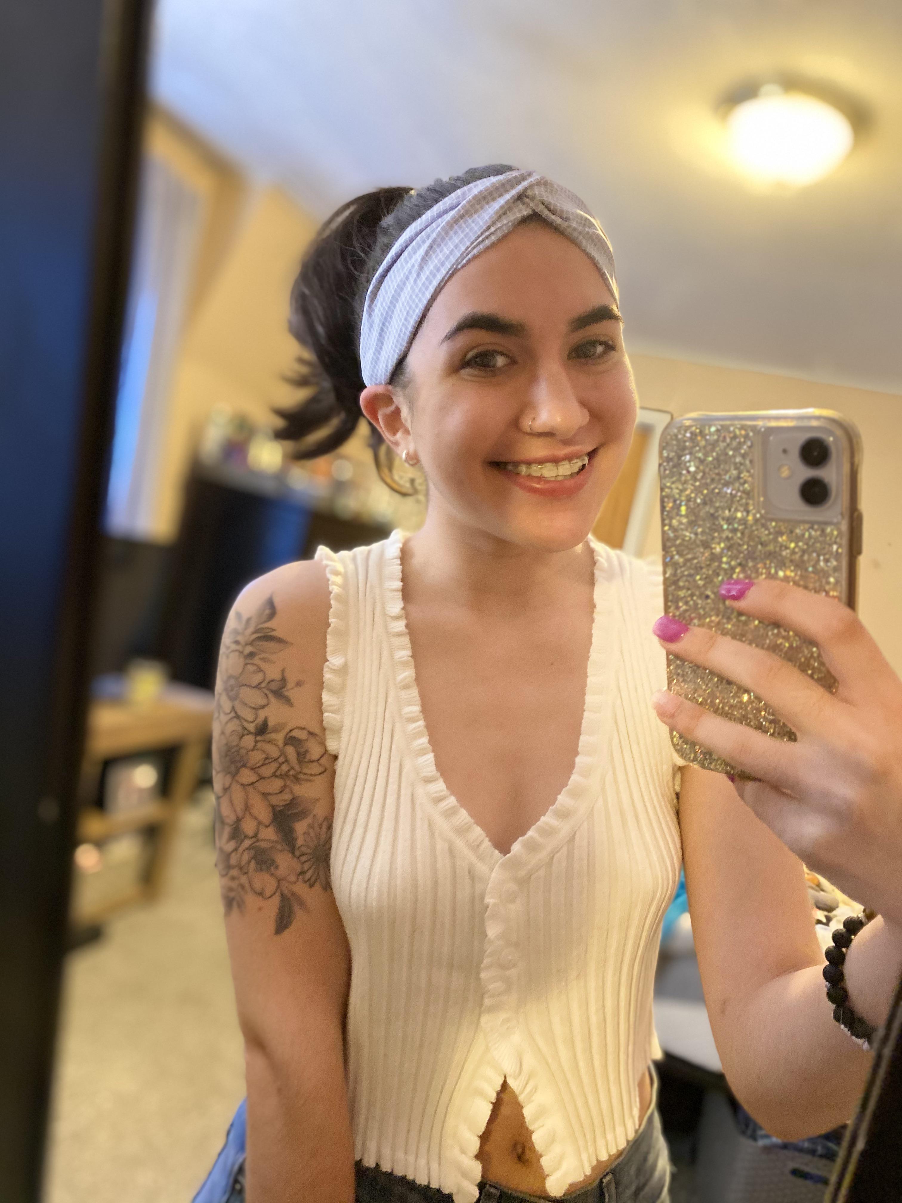 Wish I had the confidence to go braless out of the house! | Scrolller