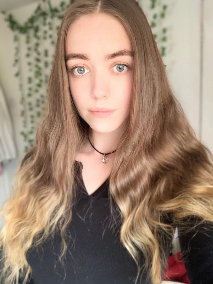 Wishing you all a good weekend. I’ll be playing on the game pass all weekend 😂 [30/F] | Scrolller