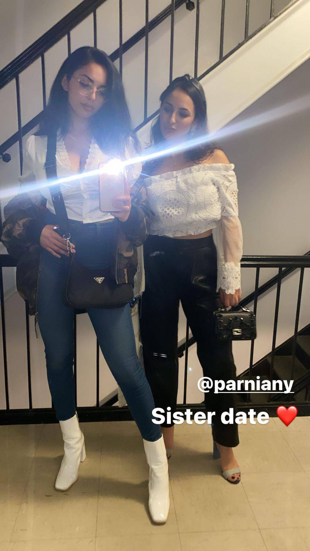 With her sister | Scrolller