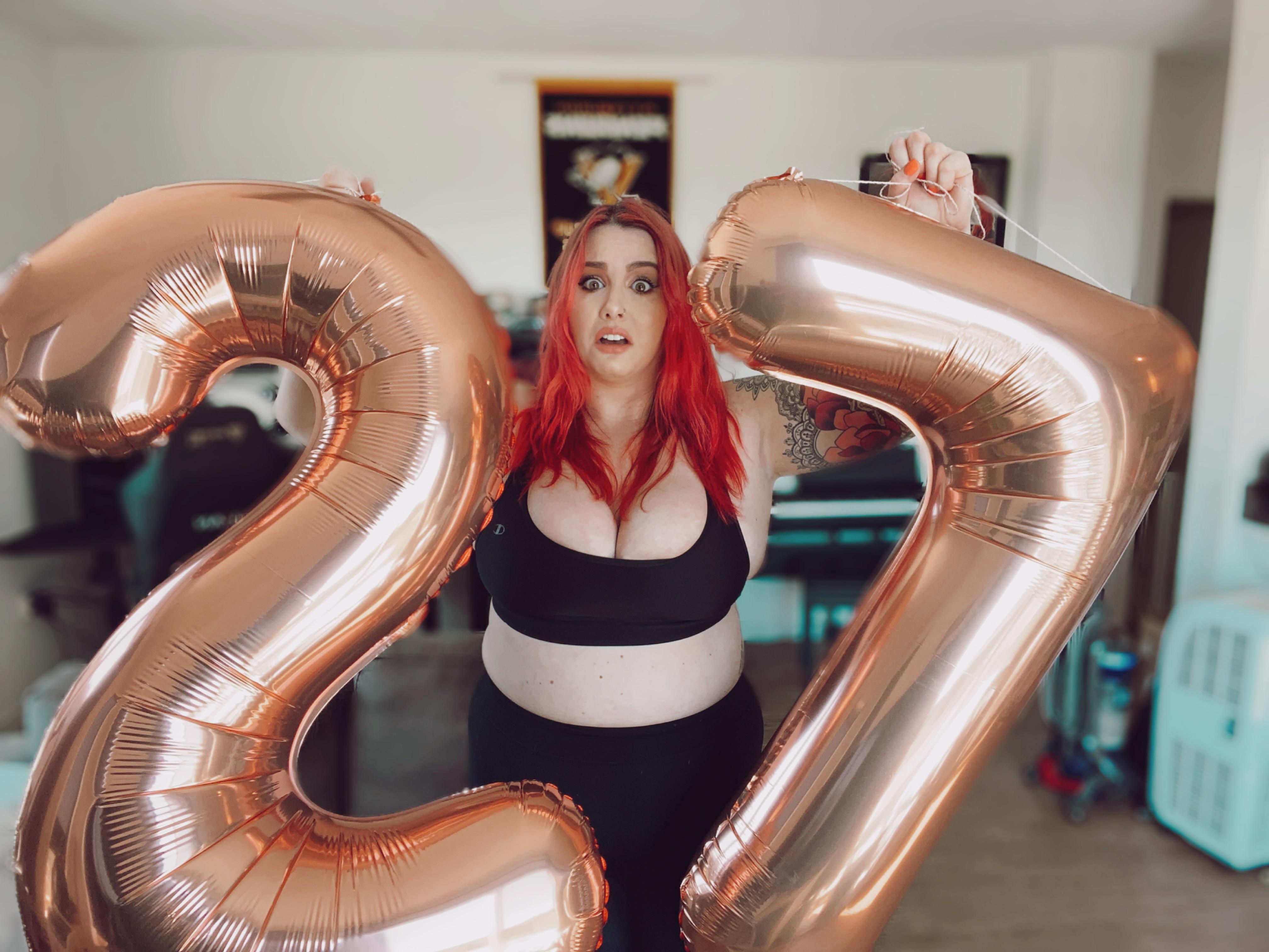 So at what age do we start counting backwards? 🙈 happy birthday to me! | Scrolller