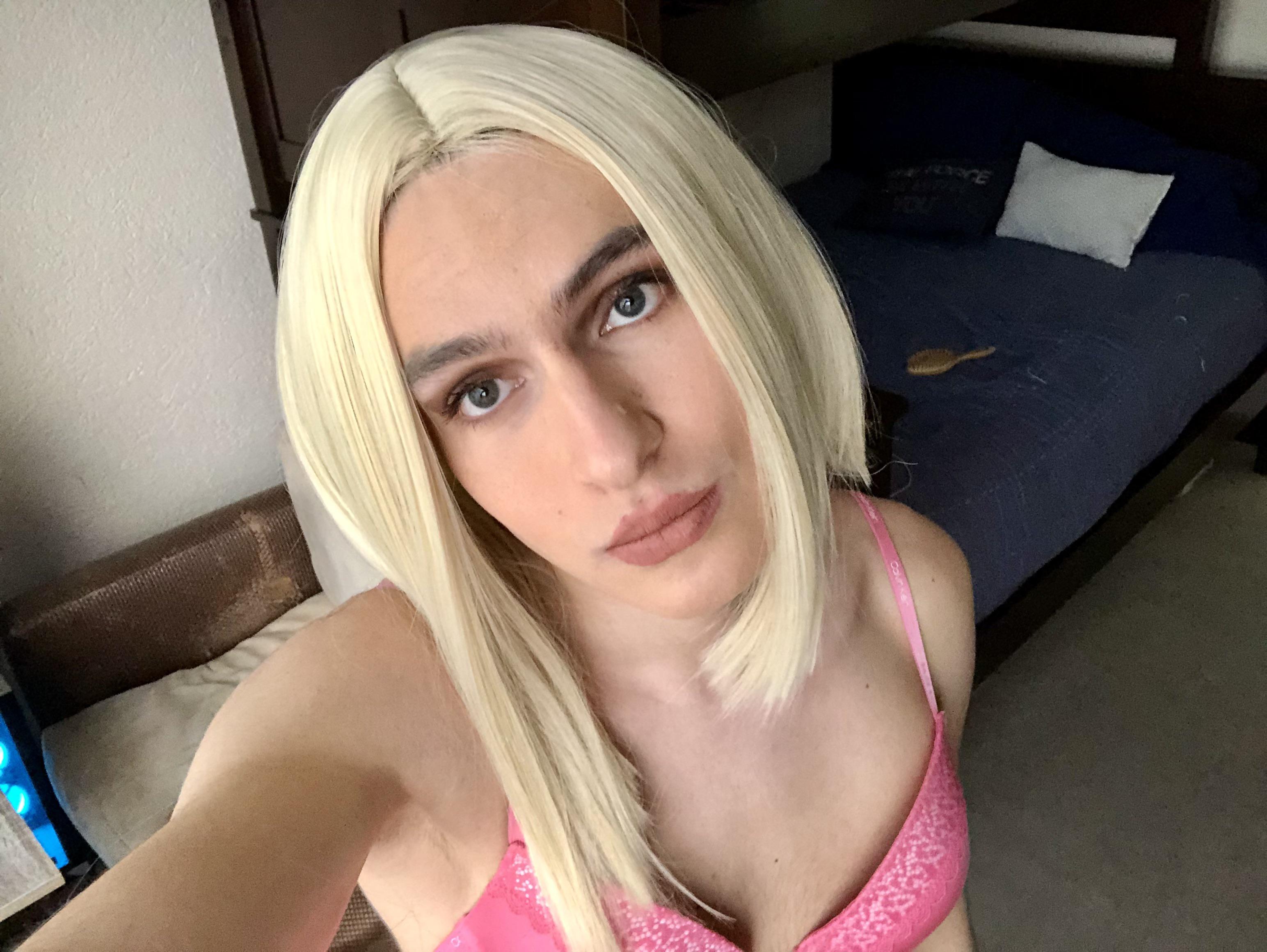 Woke up looking like this… | Scrolller