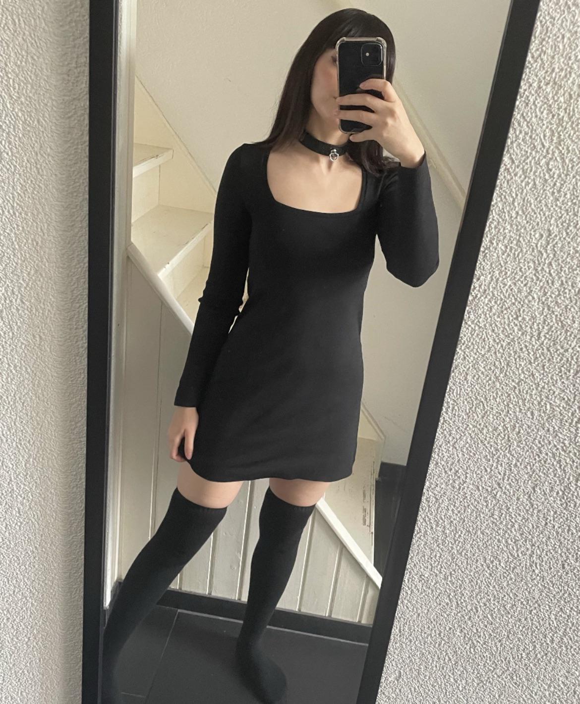 Wondering What Im Hiding Underneath My Dress [f] Scrolller