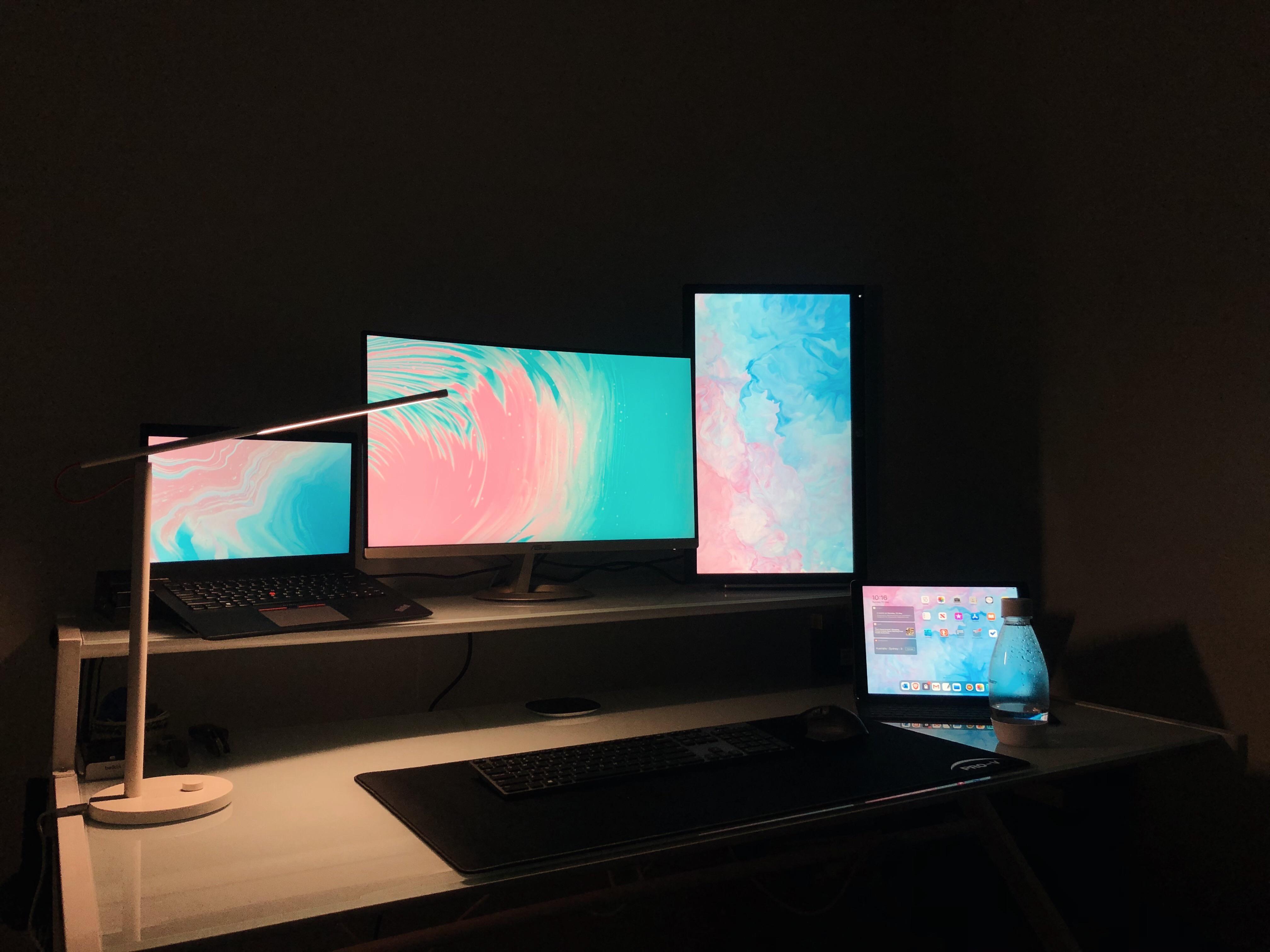 Work from home / uni setup | Scrolller