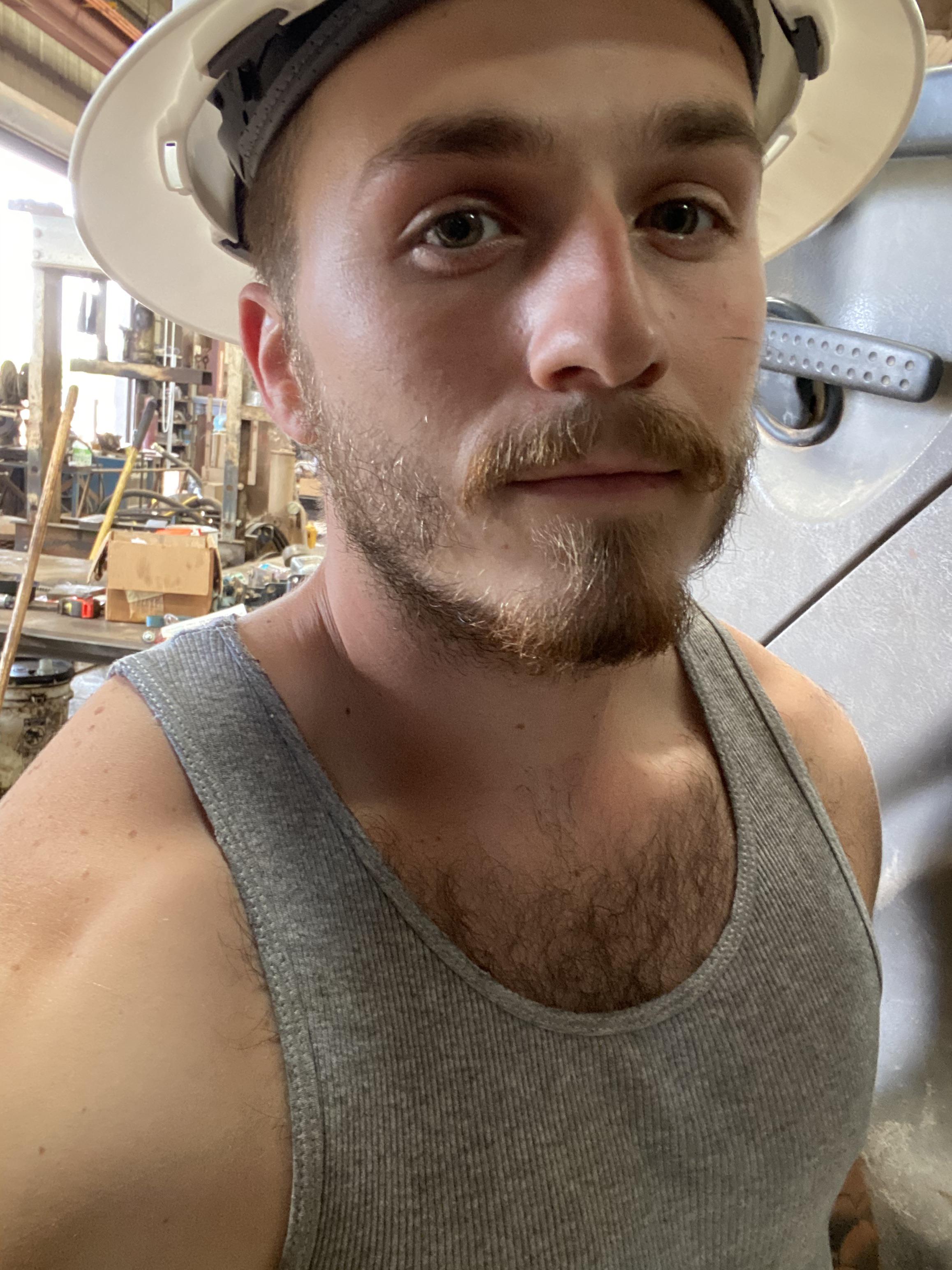 Workin Hard or HARD at work? | Scrolller