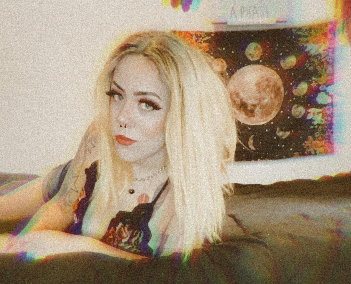 Would You Fuck A Tatted Up Milf 🥵 Scrolller