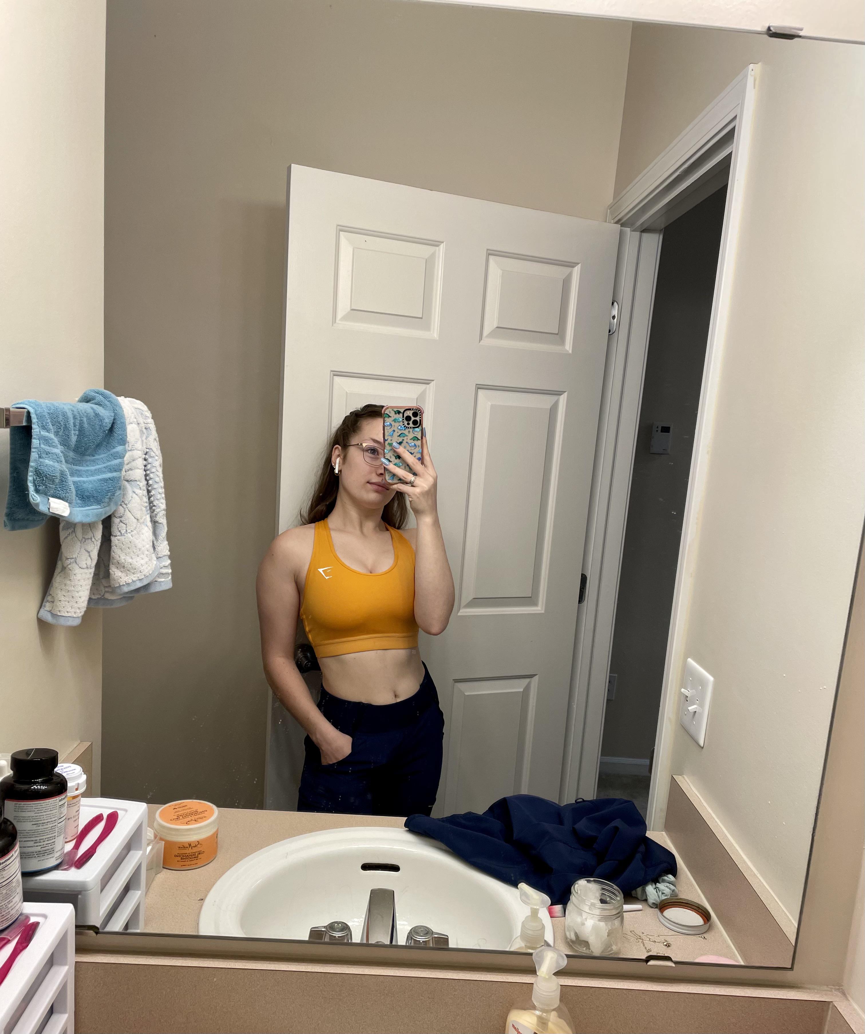 Would you hit on me at work? [f] | Scrolller