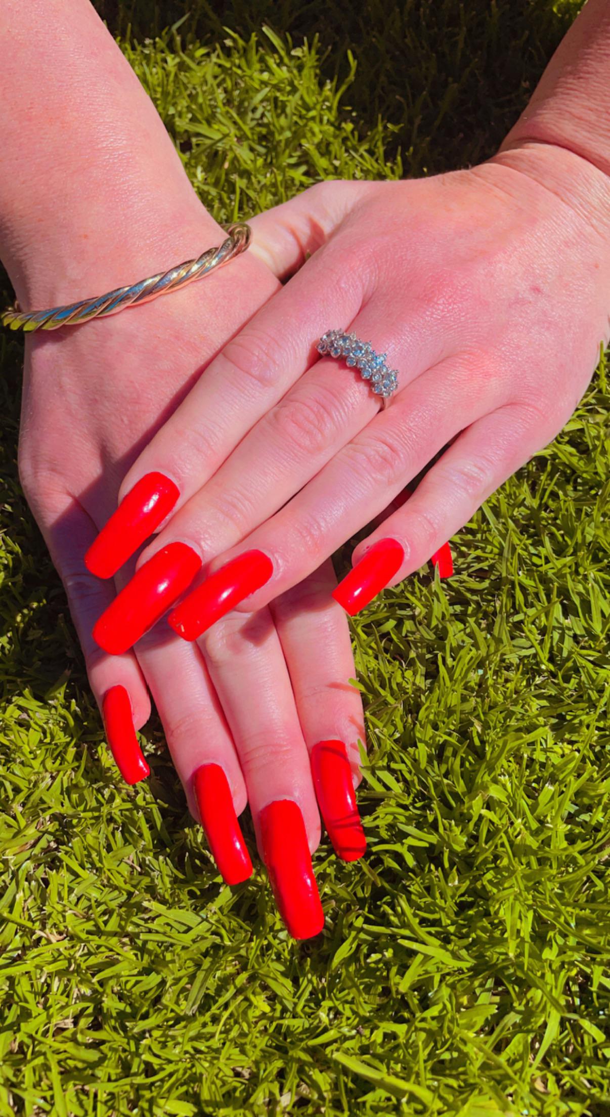 I need someone to scratch? | Scrolller