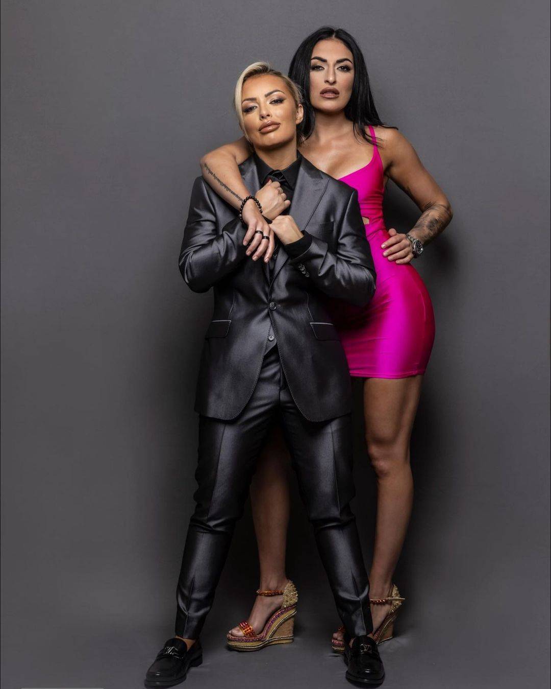 Mandy & Sonya | Scrolller