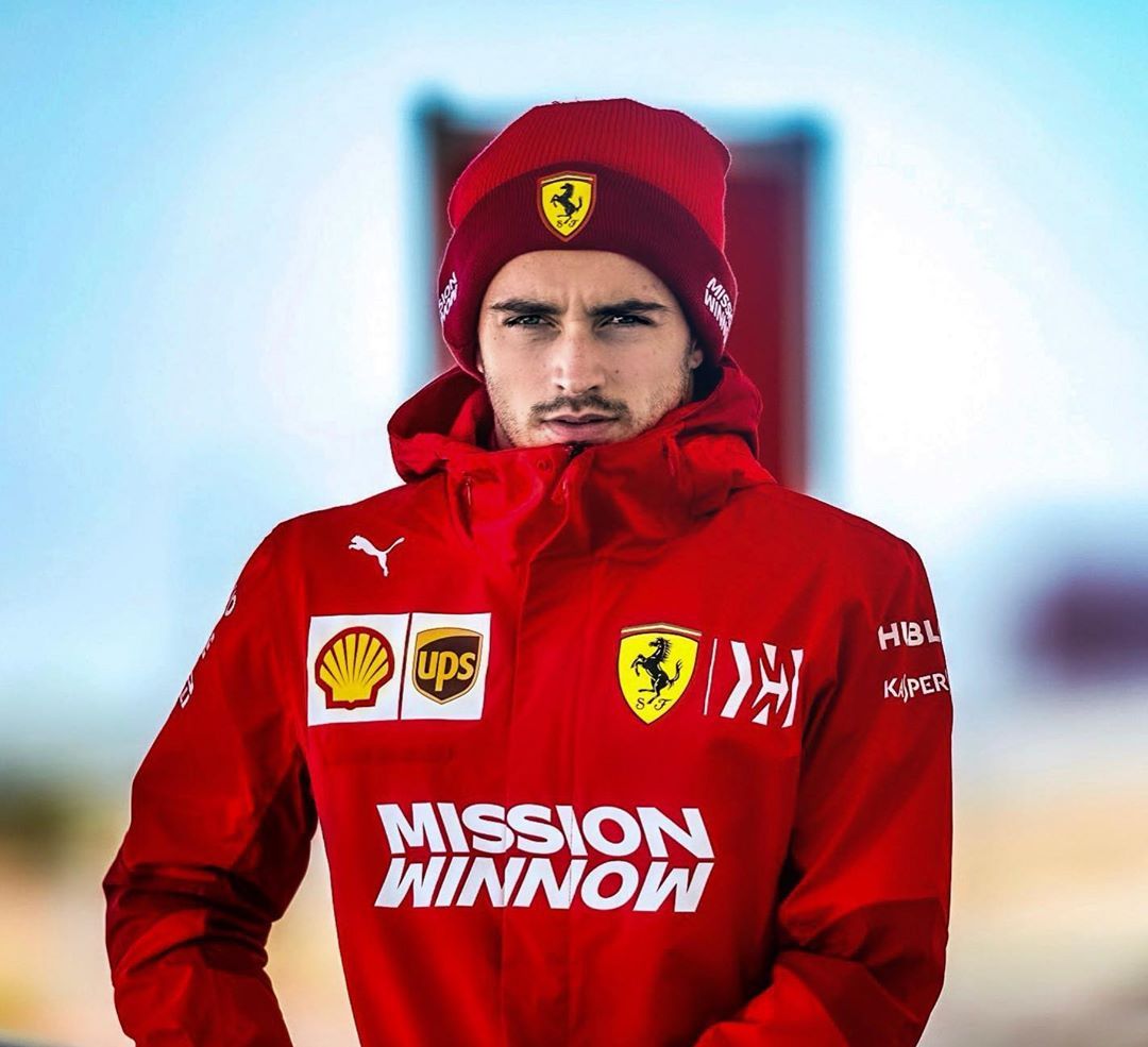 Wrapped up Charles | Scrolller