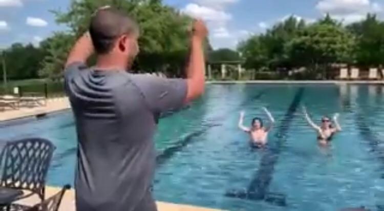 wtf their pool is huge | Scrolller