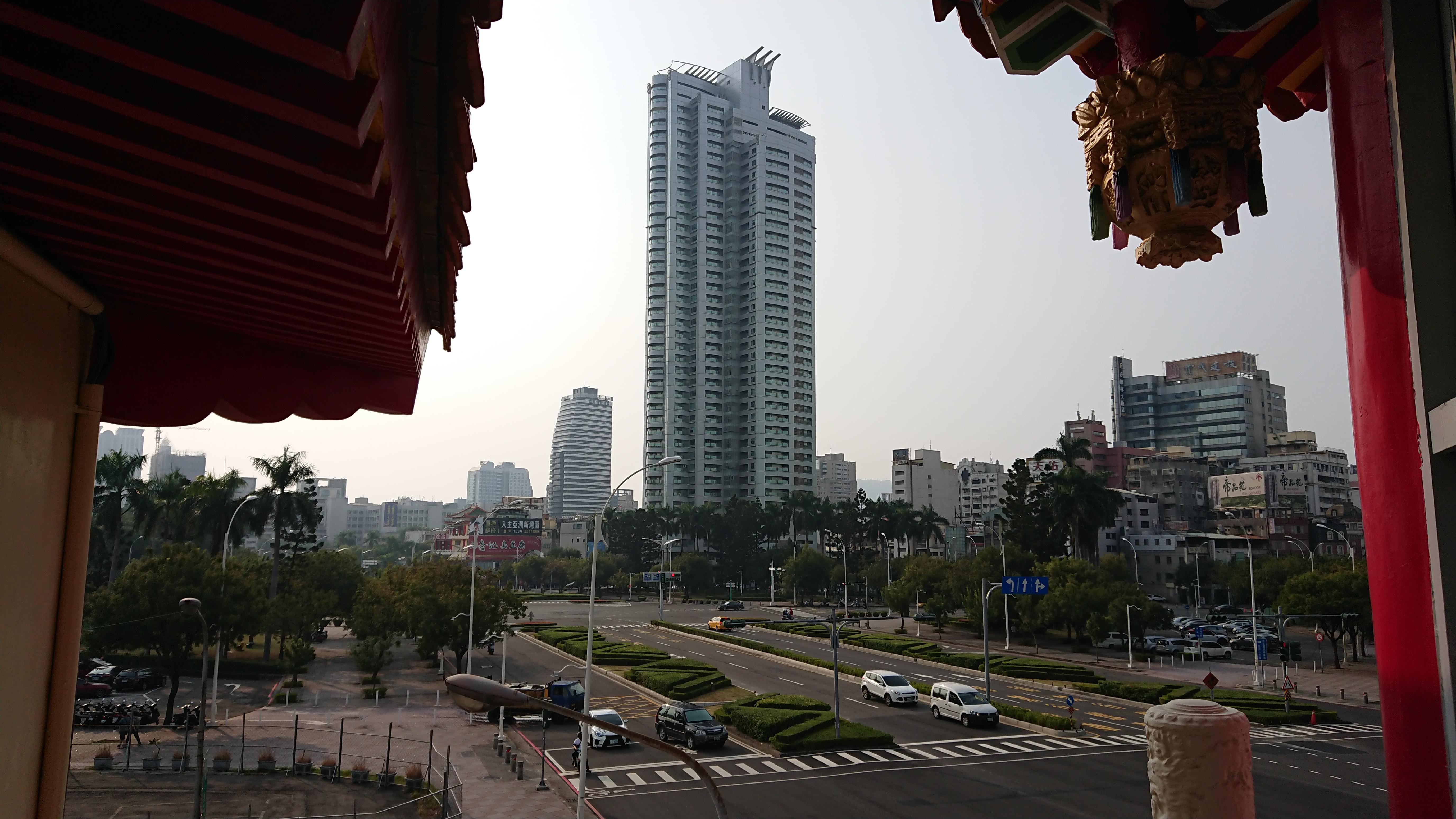 Xin Fu Hwa apartment building, Kaohsiung, Republic of China (149m) | Scrolller