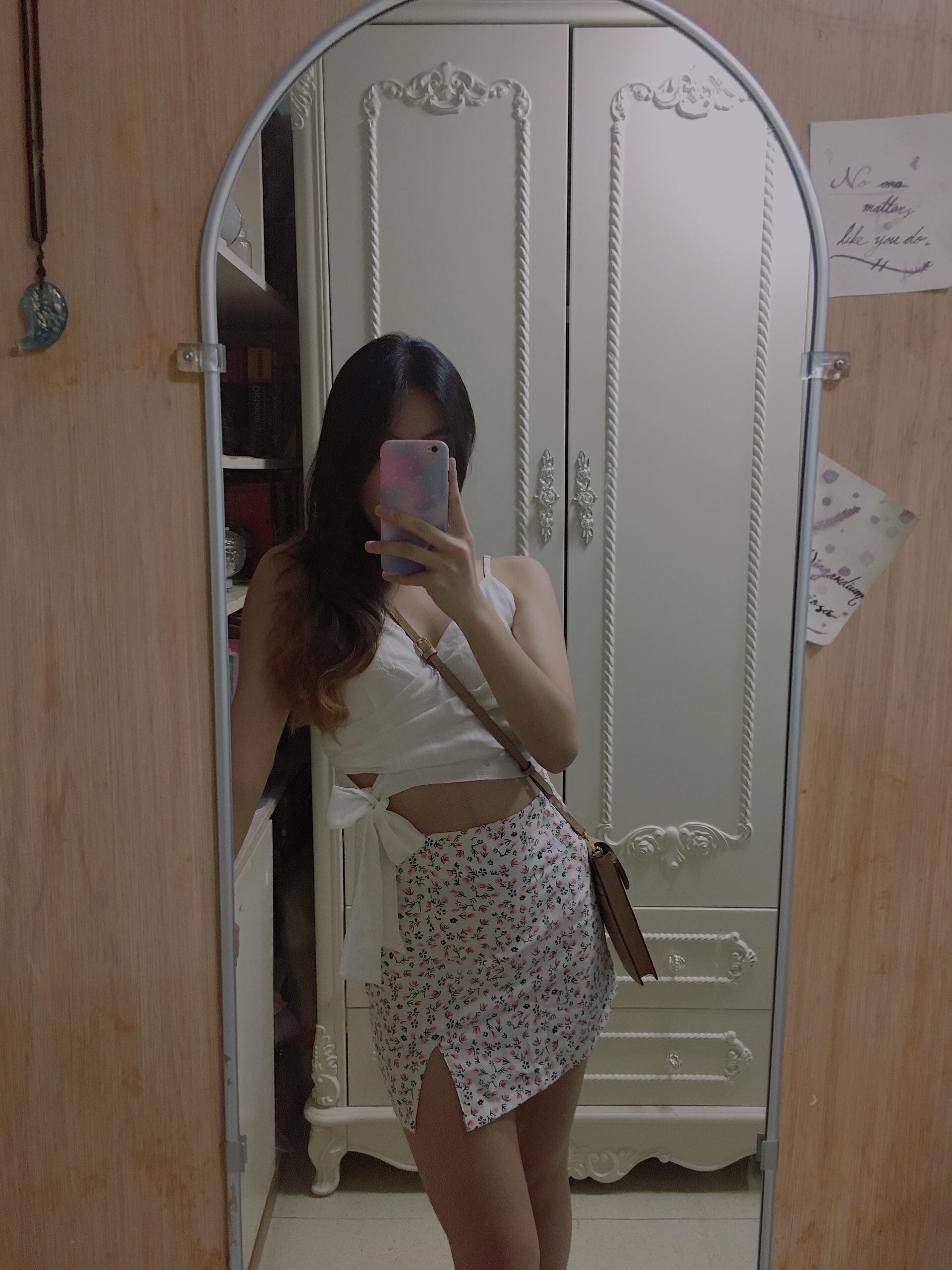 Yay or Nay? Day out with friends | Scrolller