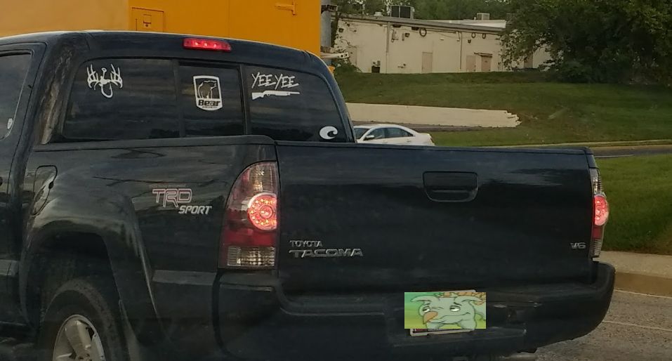 yee yee ︻╦╤─ | Scrolller