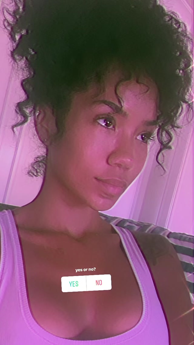 yes or no | Scrolller