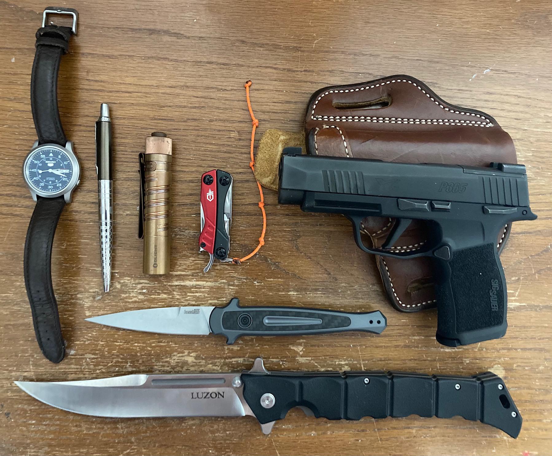 Yesterday's EDC | Scrolller