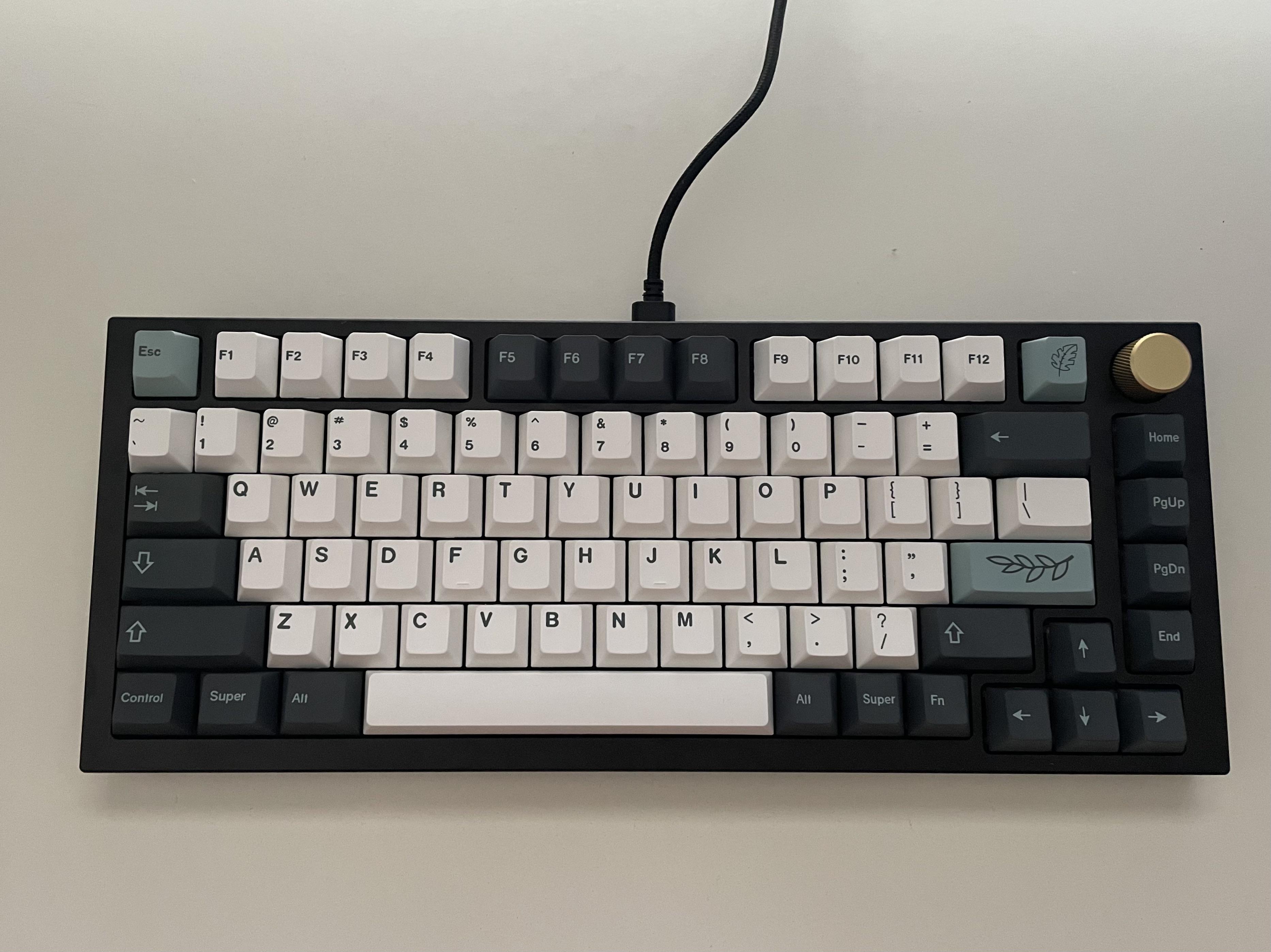 Yet another GMMK Pro post. My first custom keyboard! | Scrolller