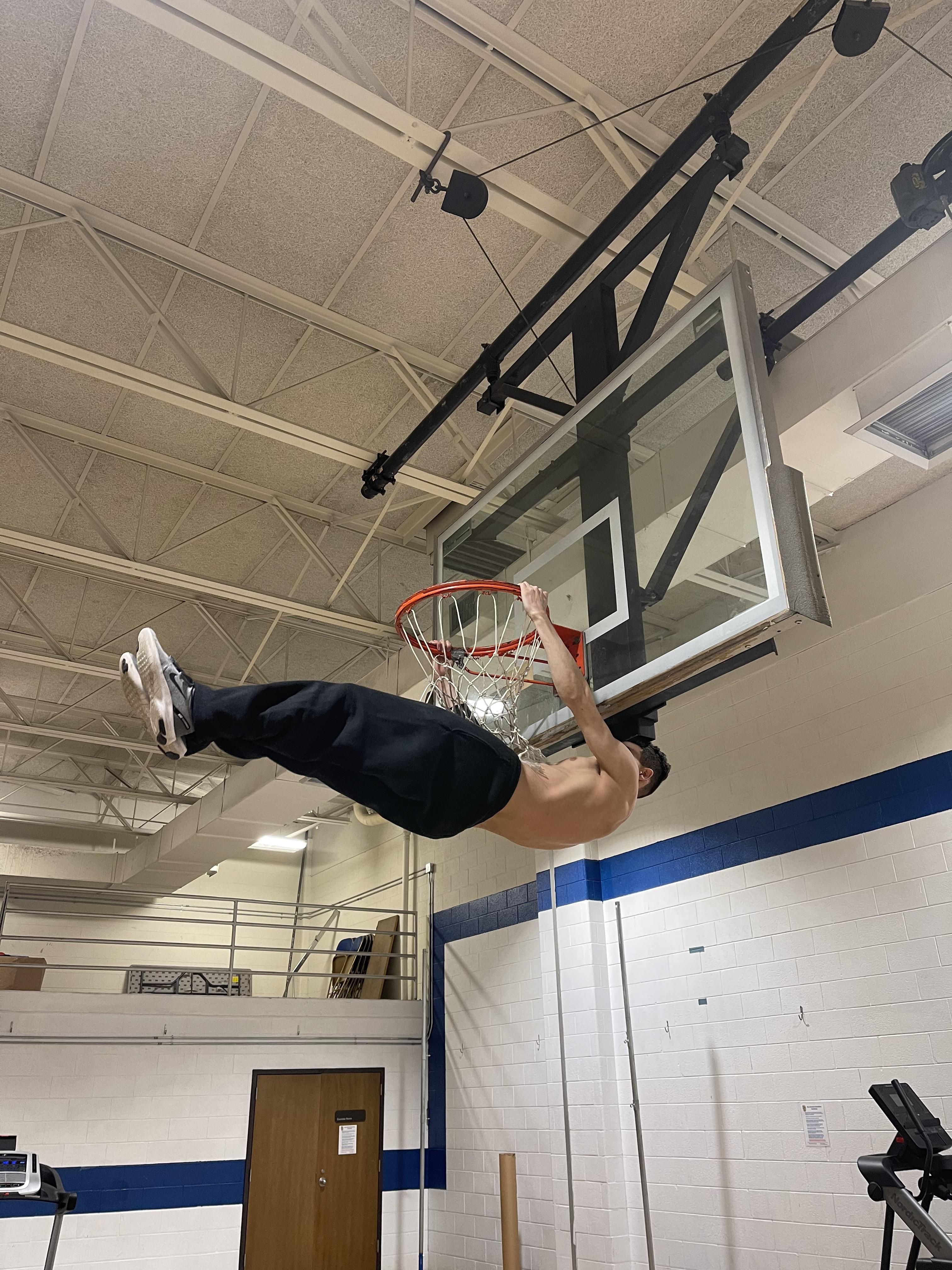 Yo, let’s hoop | Scrolller