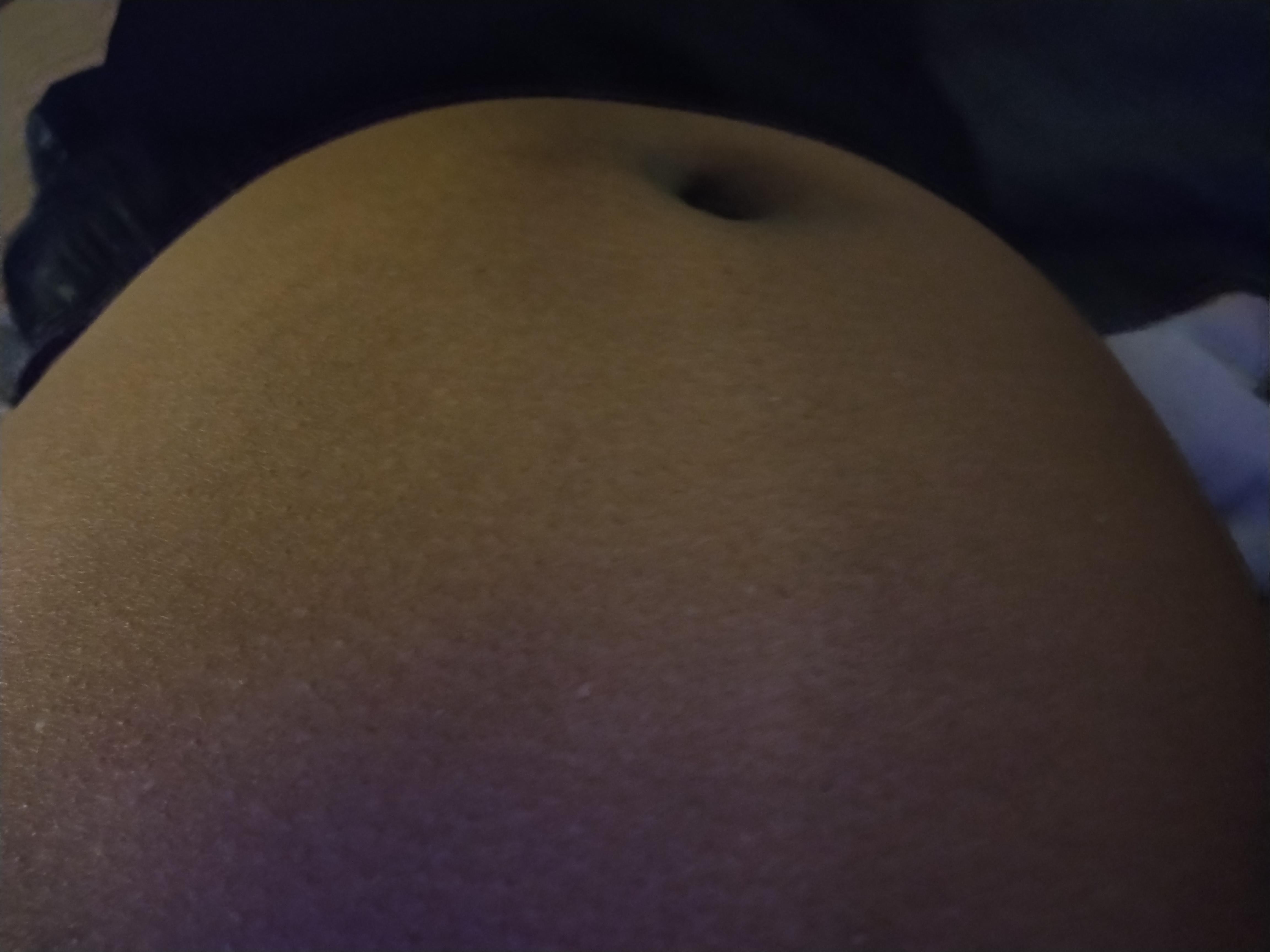 You like my belly? | Scrolller