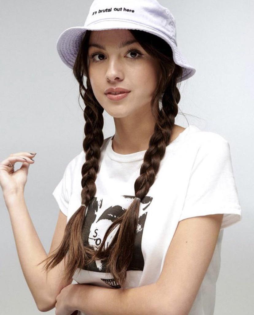 Young Slut Just Turned 18 And Already Knows What Hairstyle Men Like For The Best Face Fucks ♥️