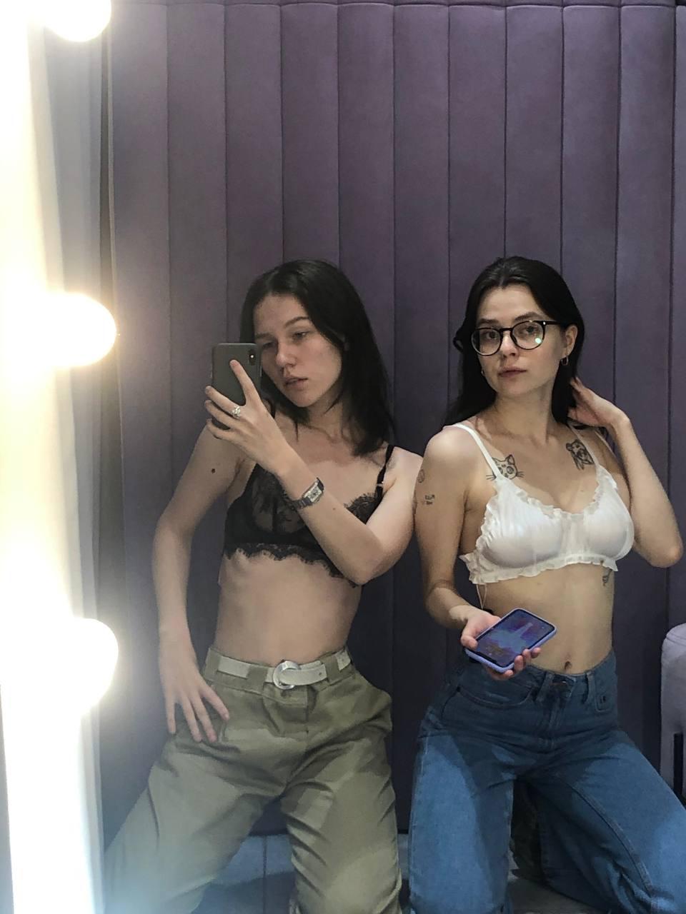 Oh no boner alert 🆘 | Scrolller