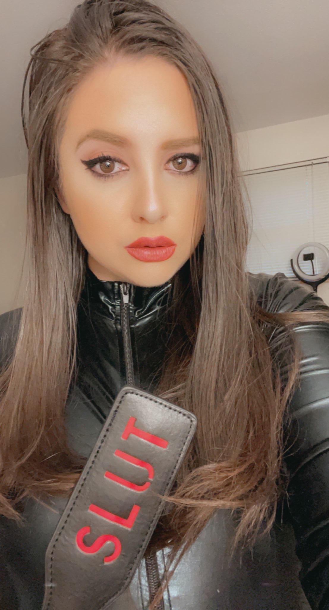 Your badass mistress @ava_hadley | Scrolller