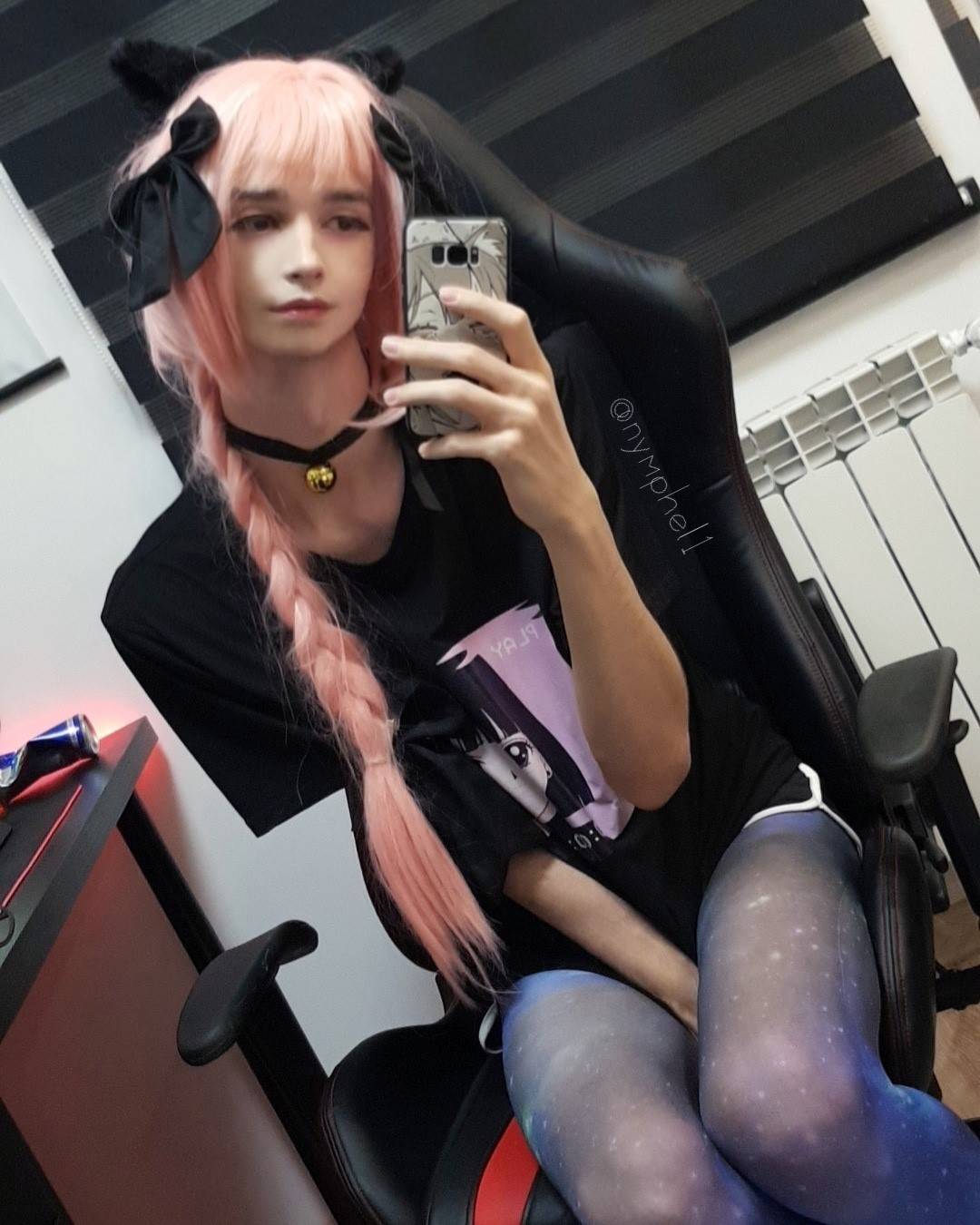 Your gamer cat femboy is back ^^ | Scrolller