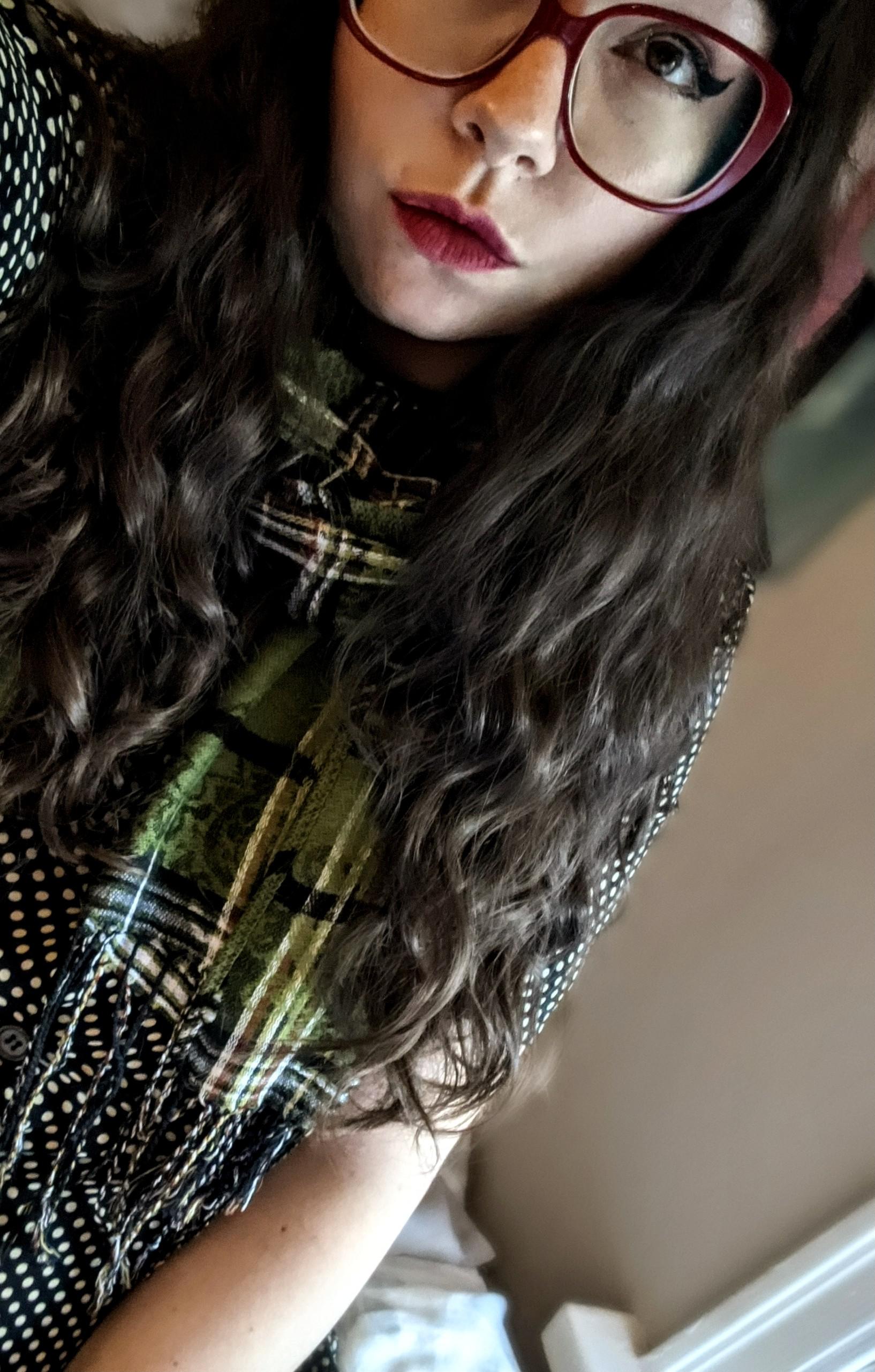 Let's drink hot cocoa and kiss in the park. | Scrolller