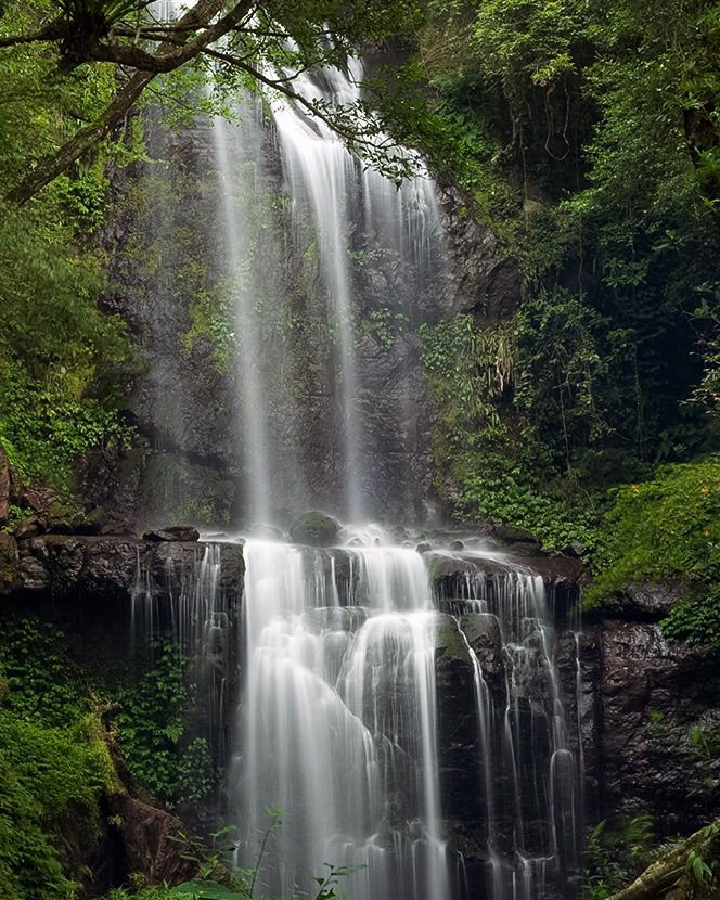 Yun Sen Waterfall | Scrolller