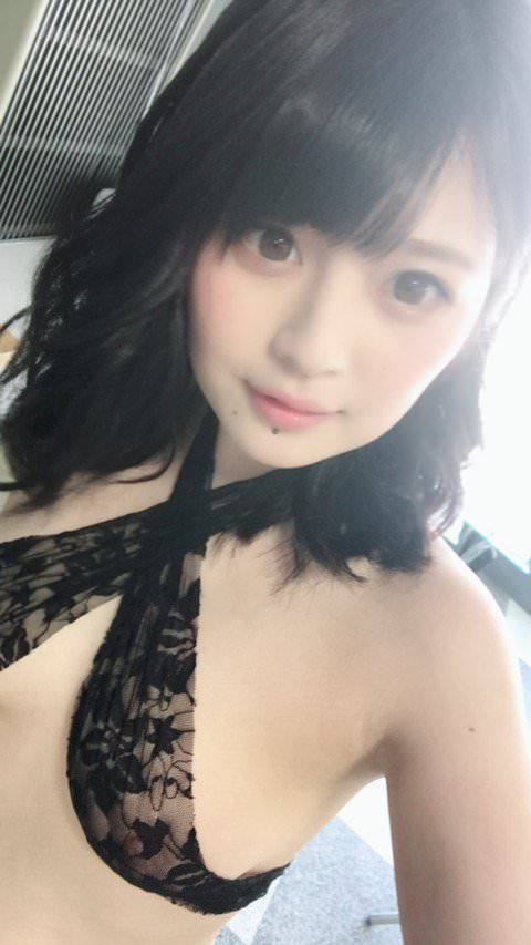 Yuuri Maina - more at http://noteen.us | Scrolller