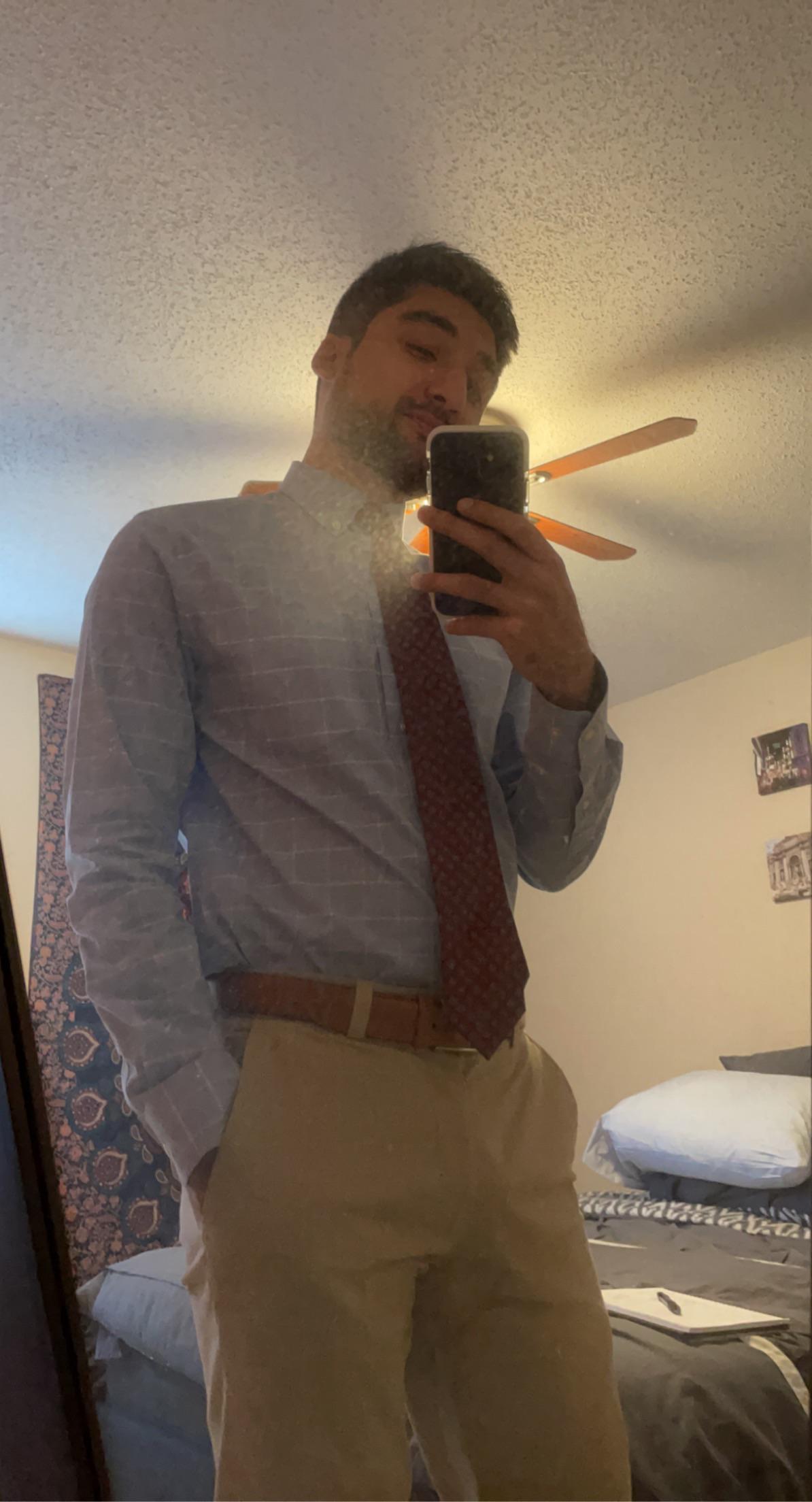 Zoom job interview but I still dressed up 😬 | Scrolller