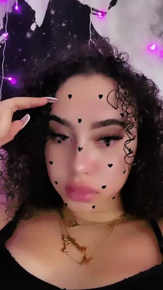 18 [F4M] i'm once again asking for your love and attention | Scrolller