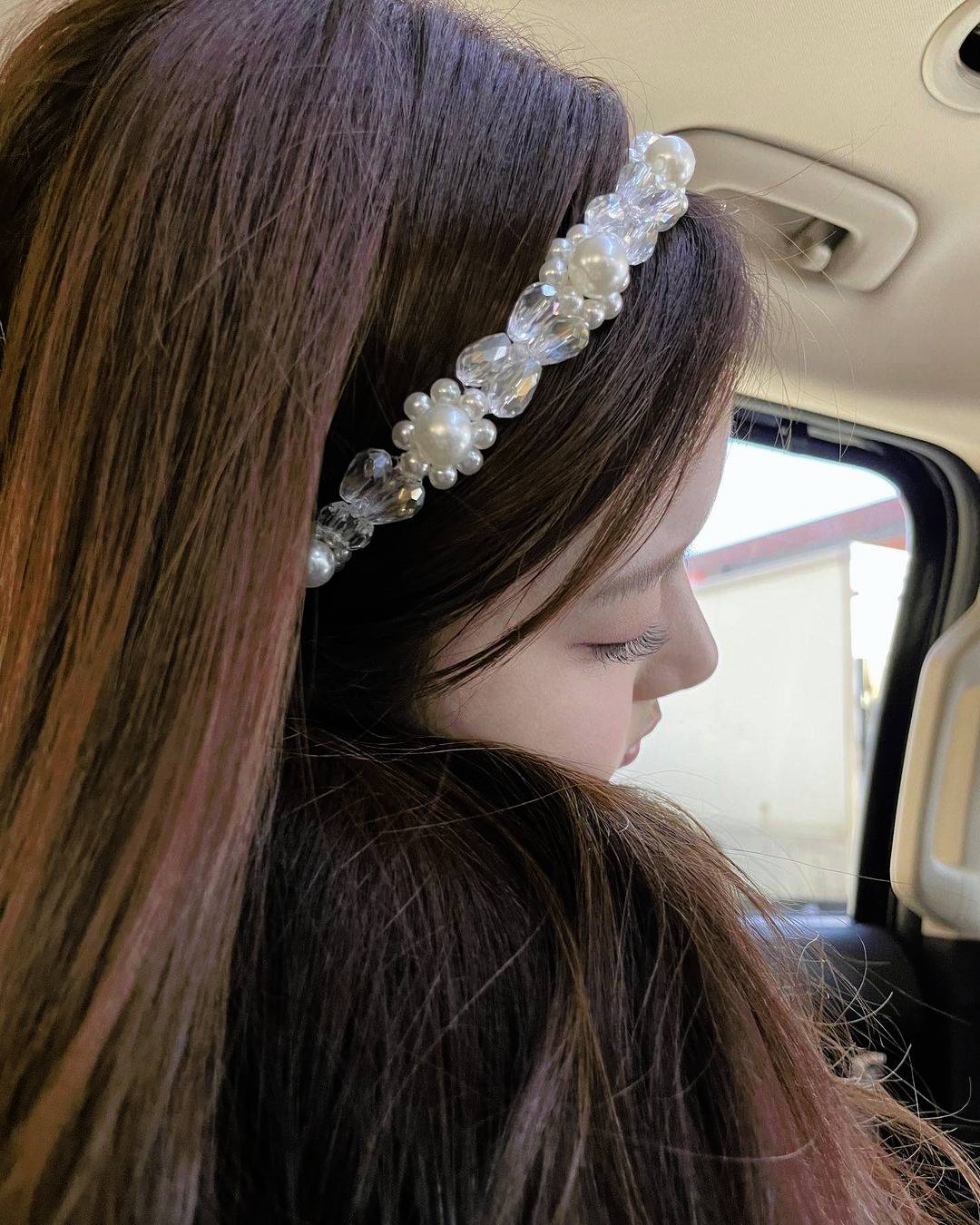 220228 NMIXX Instagram update with Sullyoon | Scrolller