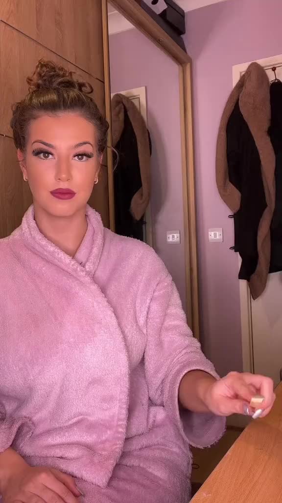 235 - Glossy | Scrolller