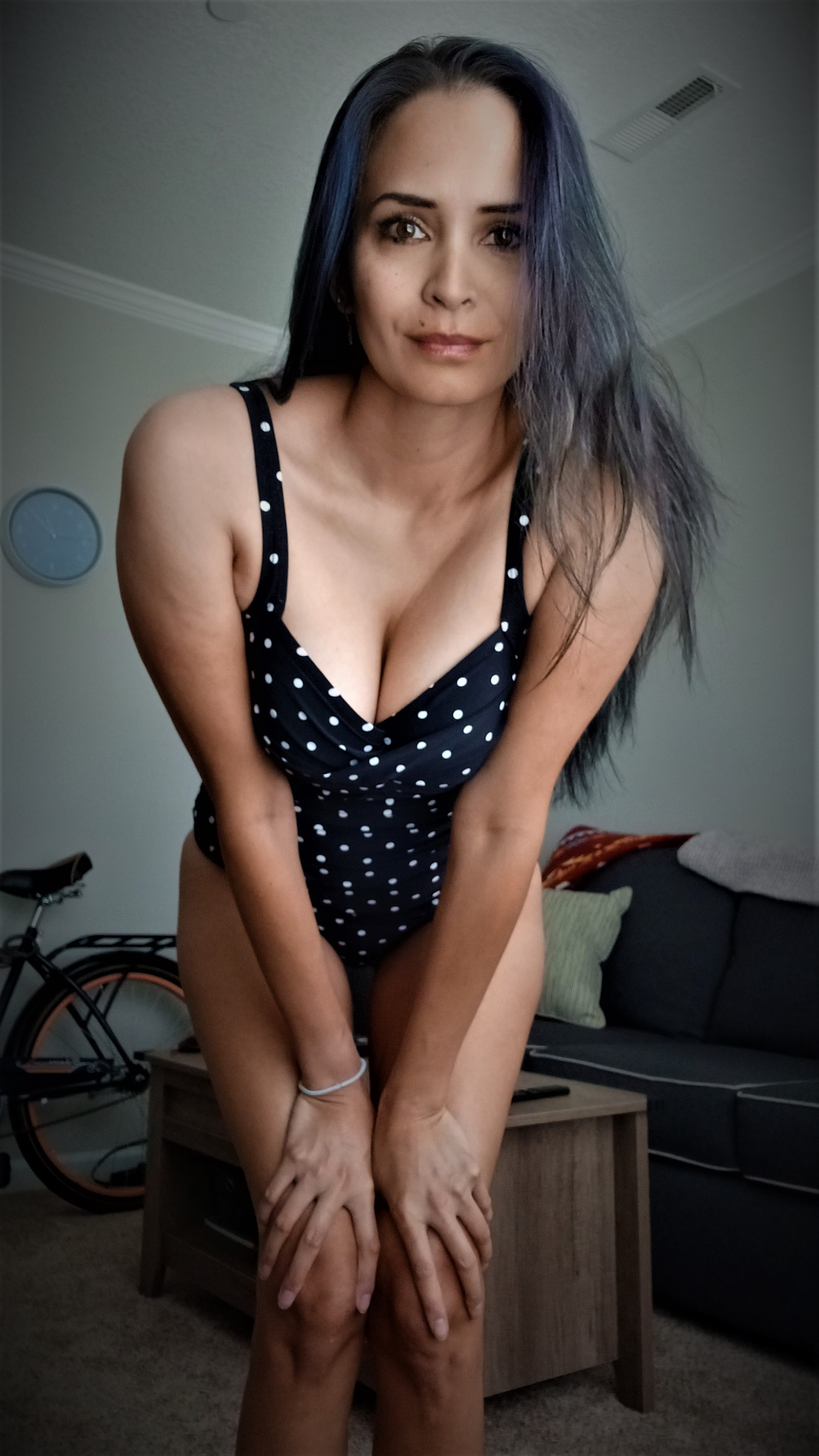 40 years old. If your a good boy you can call me mommy 😘 | Scrolller