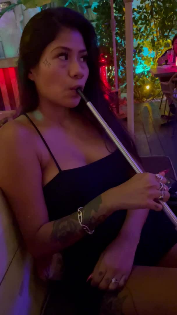 A little dinner hookah.. plus flashing ️ | Scrolller