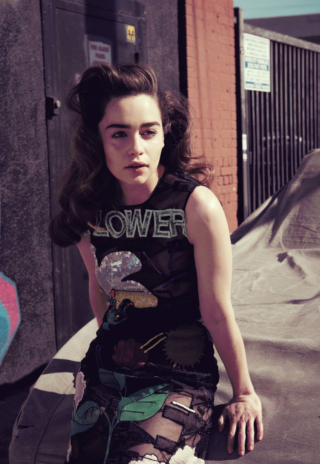 A sneaky titty | Scrolller