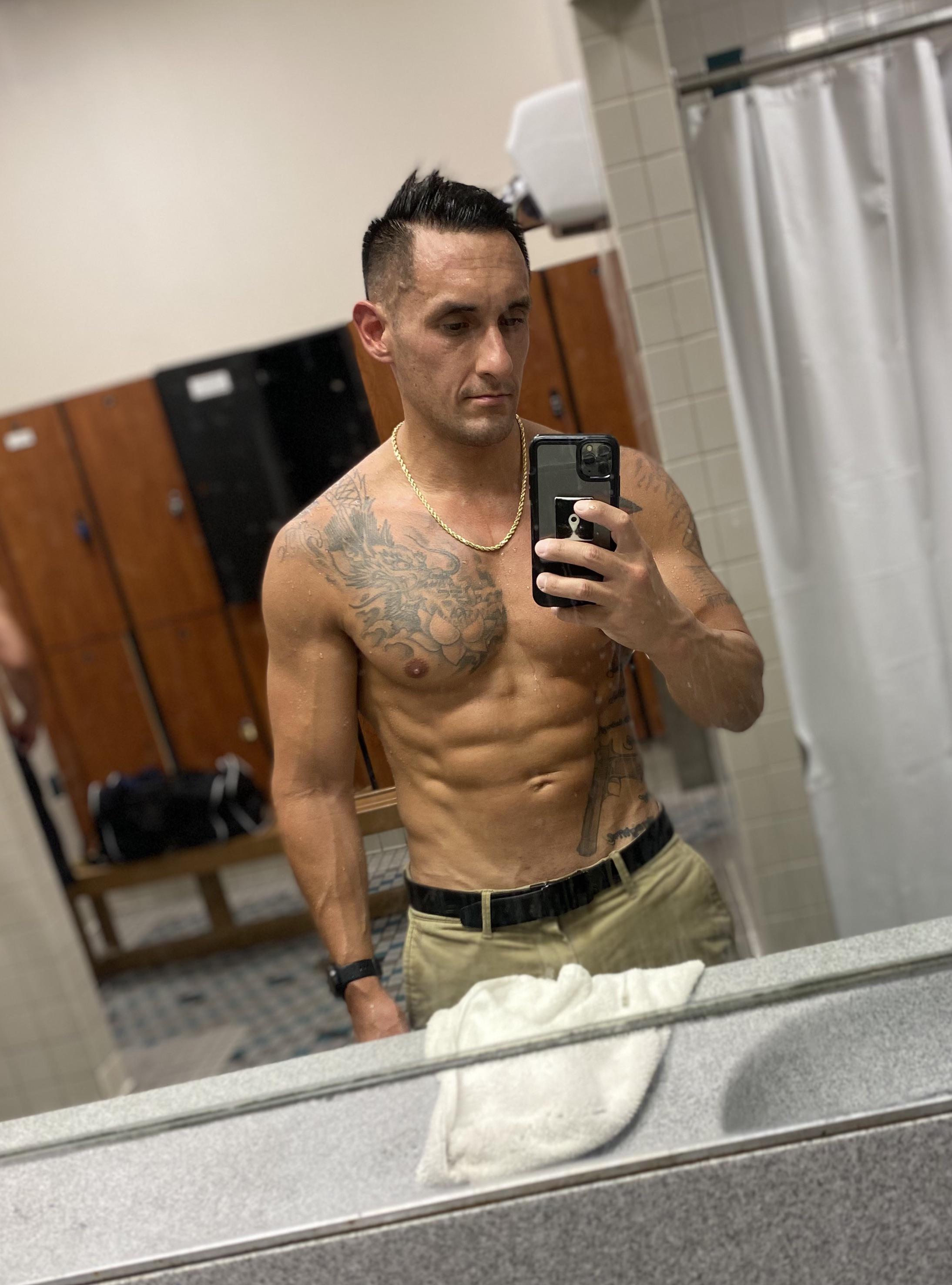 Abs coming in just in time for summer | Scrolller
