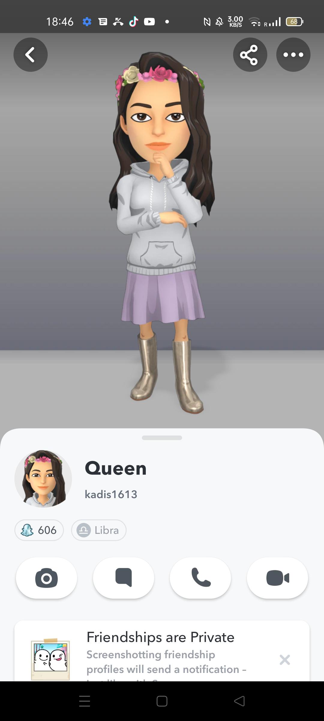 add her she sents | Scrolller