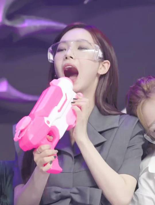 Aespa Savage Karina - Questionable behavior Fap | Scrolller