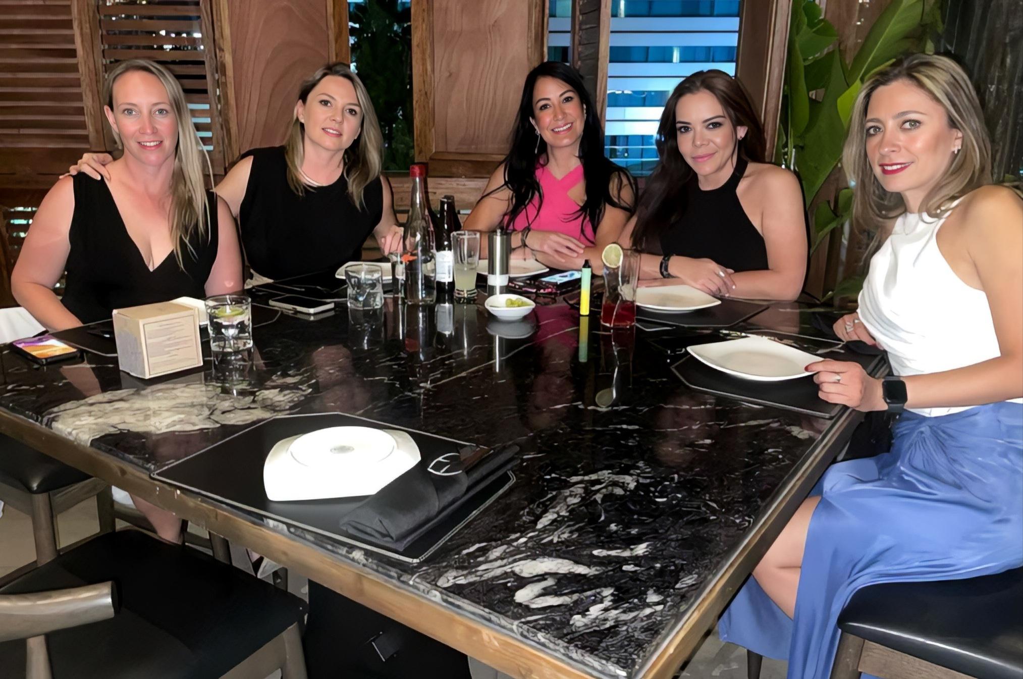 After dinner | Scrolller