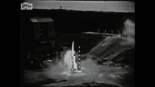 Aggregat 4 (V-2) rocket launch failure in the 1940s | Scrolller