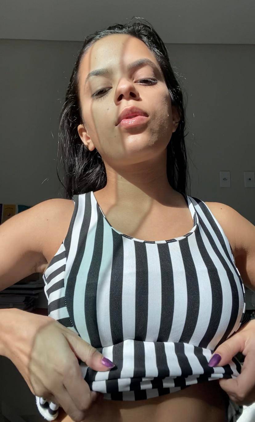 almost shirtless 🥵 | Scrolller