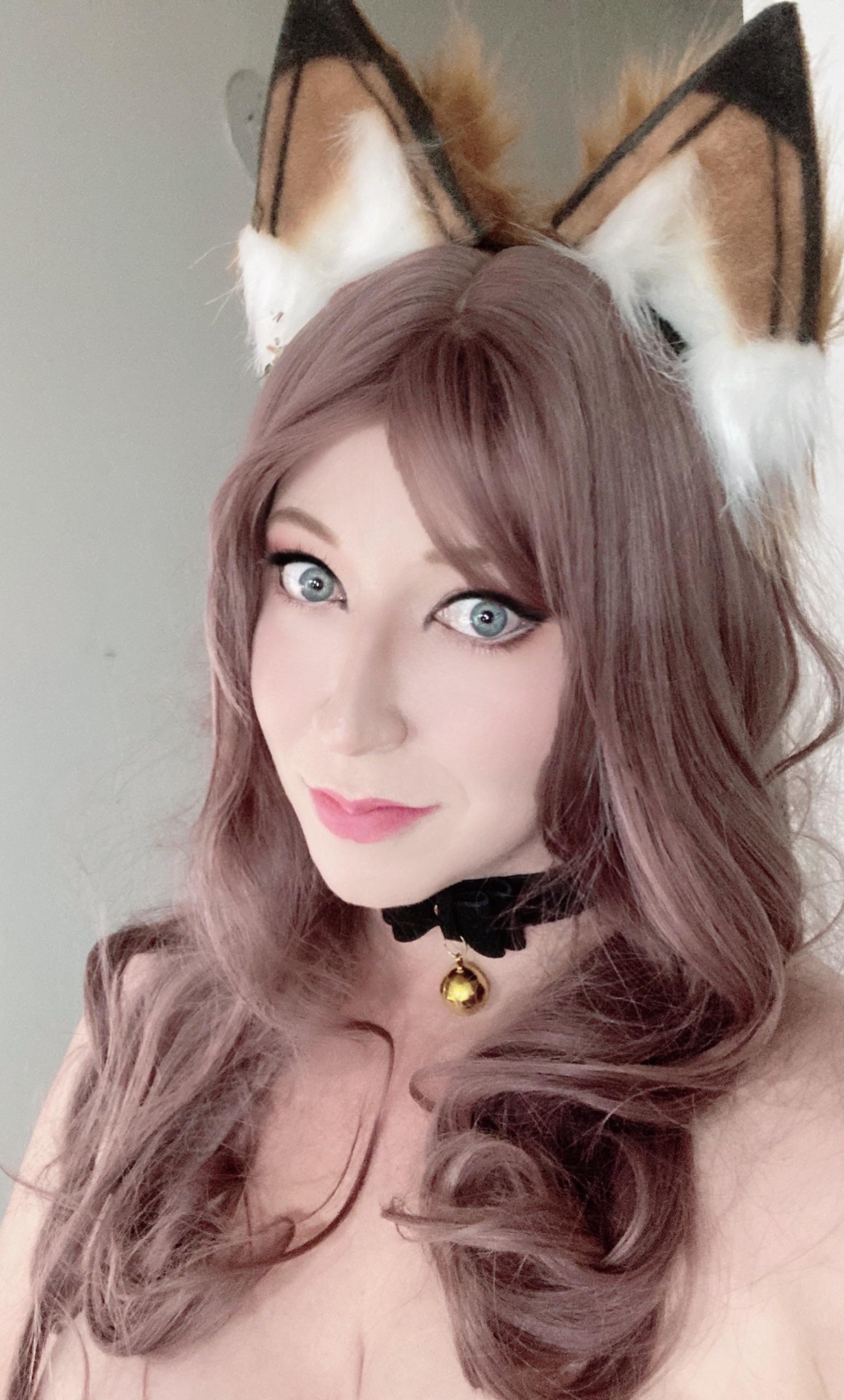 Am I a good girl today? | Scrolller